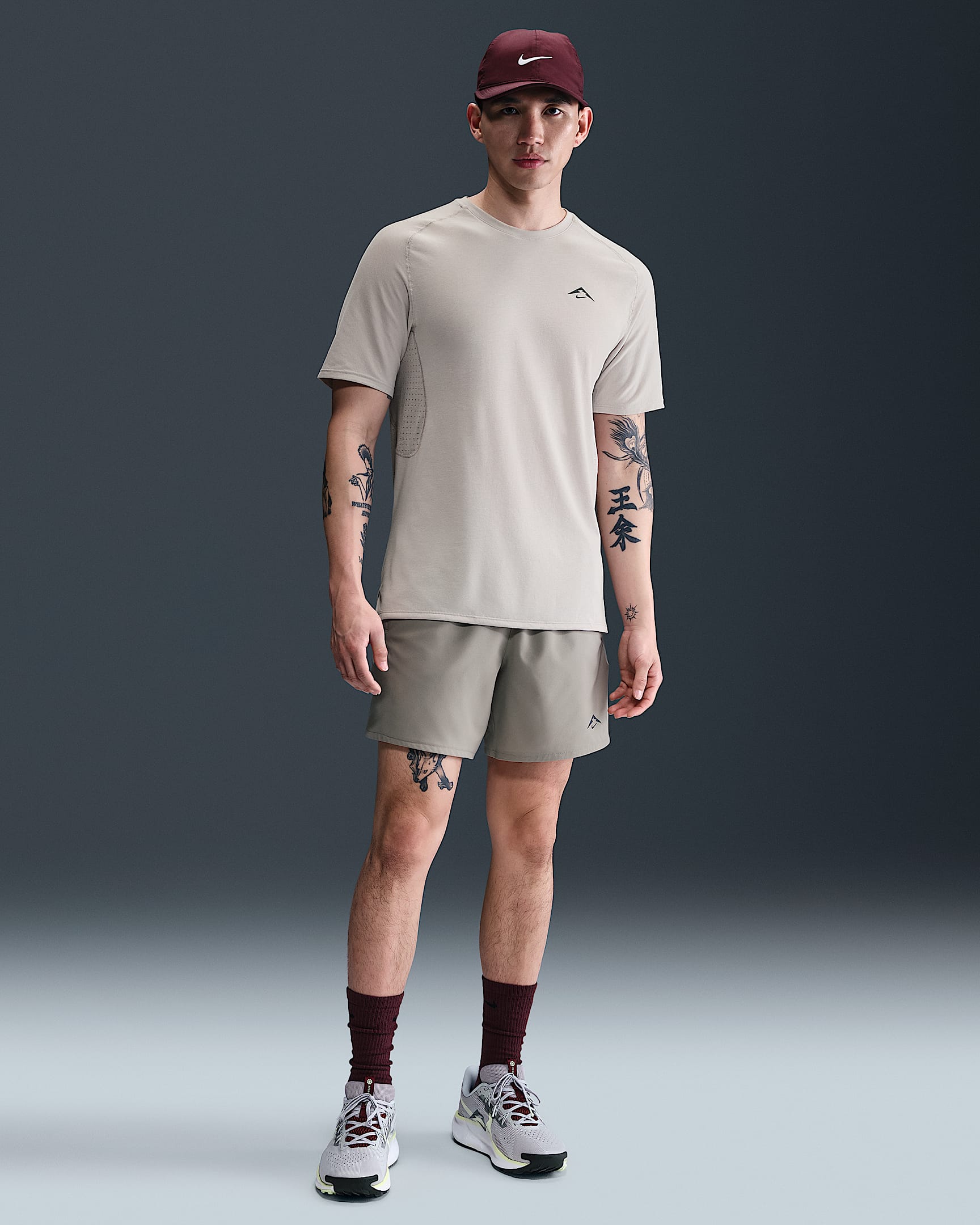 Nike Trail Solar Chase Men's Dri-FIT ADV Short-Sleeve Running Top. Nike SG