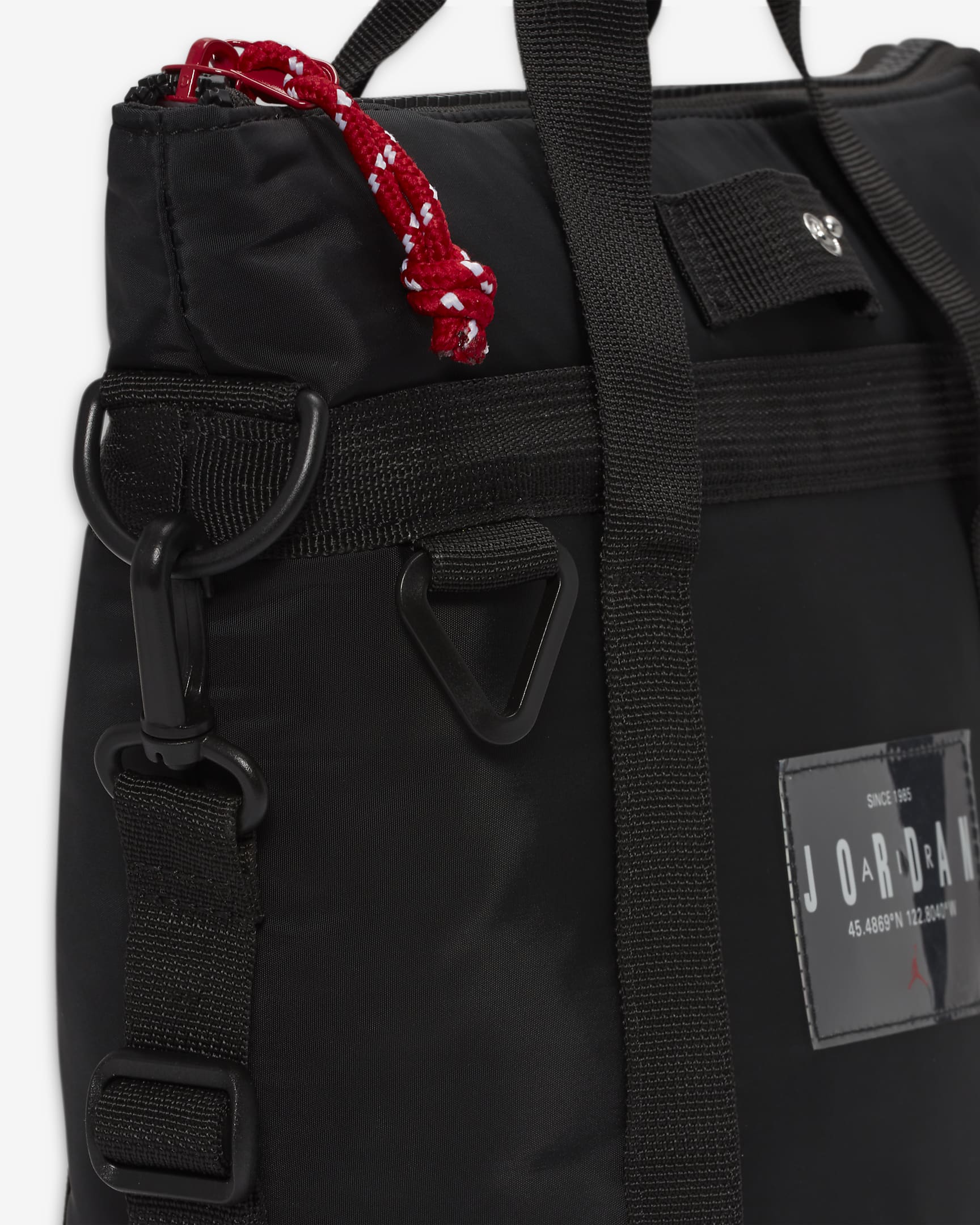 Air Jordan Mini Tote Kids' Tote Bag (7L). Nike CZ