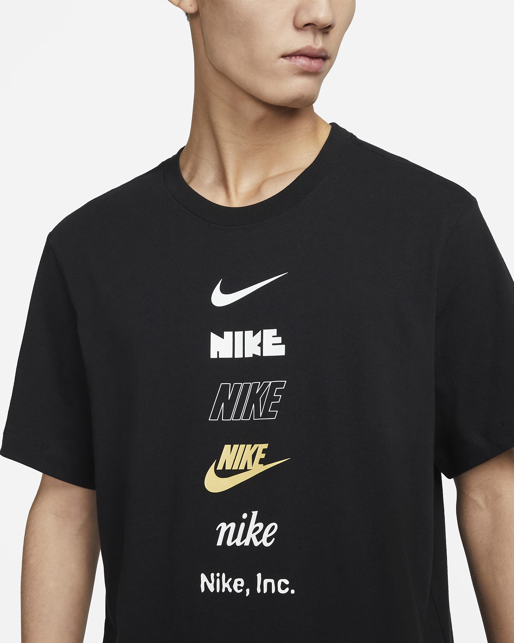 Nike Sportswear Men's T-Shirt. Nike IN