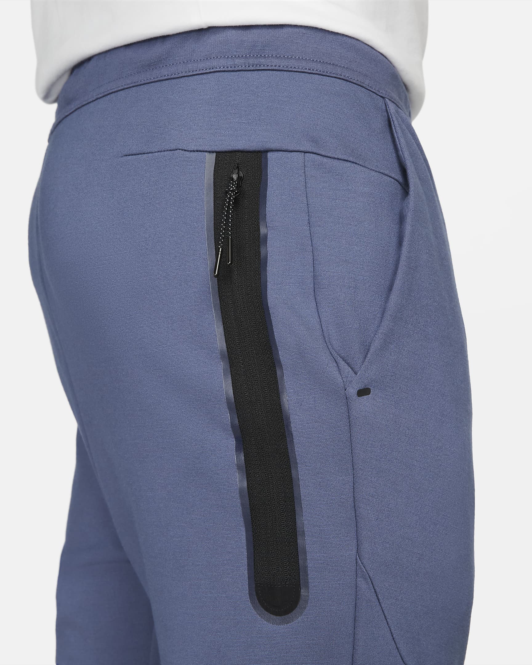 Nike Sportswear Tech Fleece Lightweight Mens Slim Fit Jogger Tracksuit