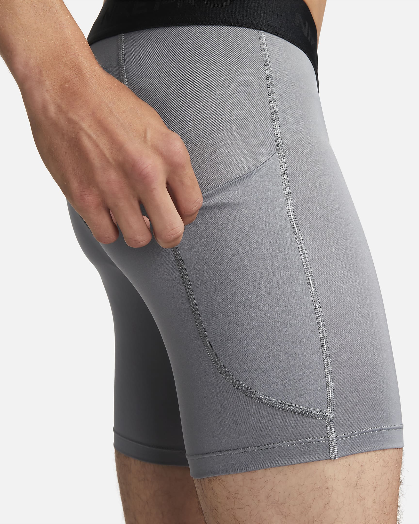 Short de fitness Nike Pro Dri-FIT pour homme. Nike CH