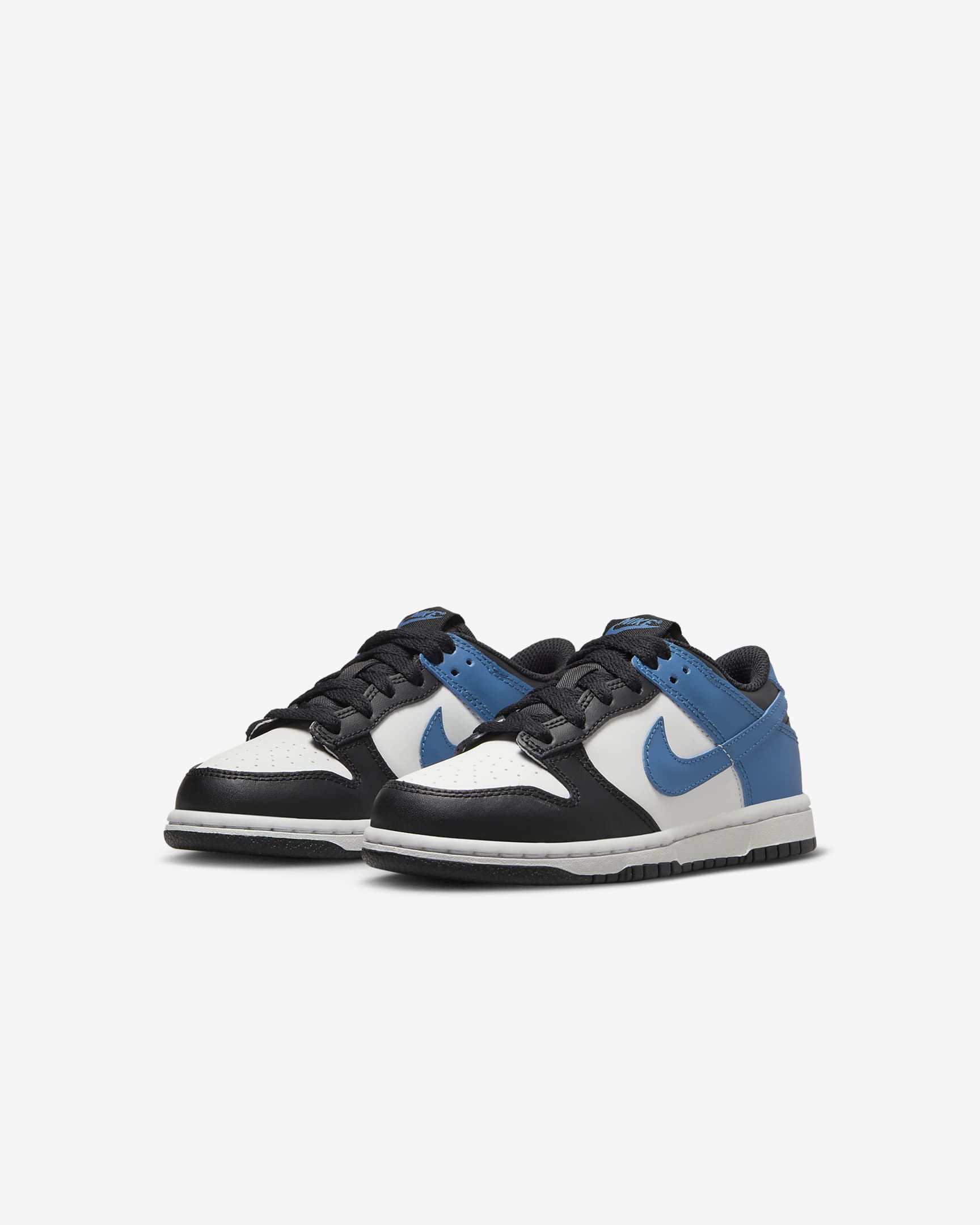 Nike Dunk Low Younger Kids' Shoes. Nike ID