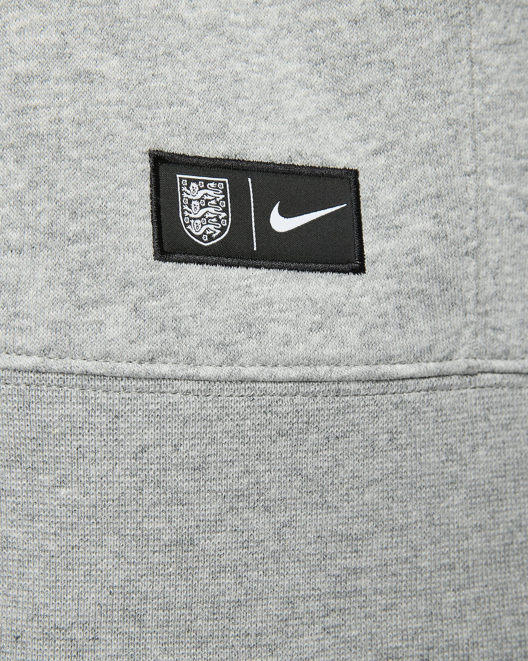 England National Team Club Men's Nike Football Pullover Crew. Nike UK