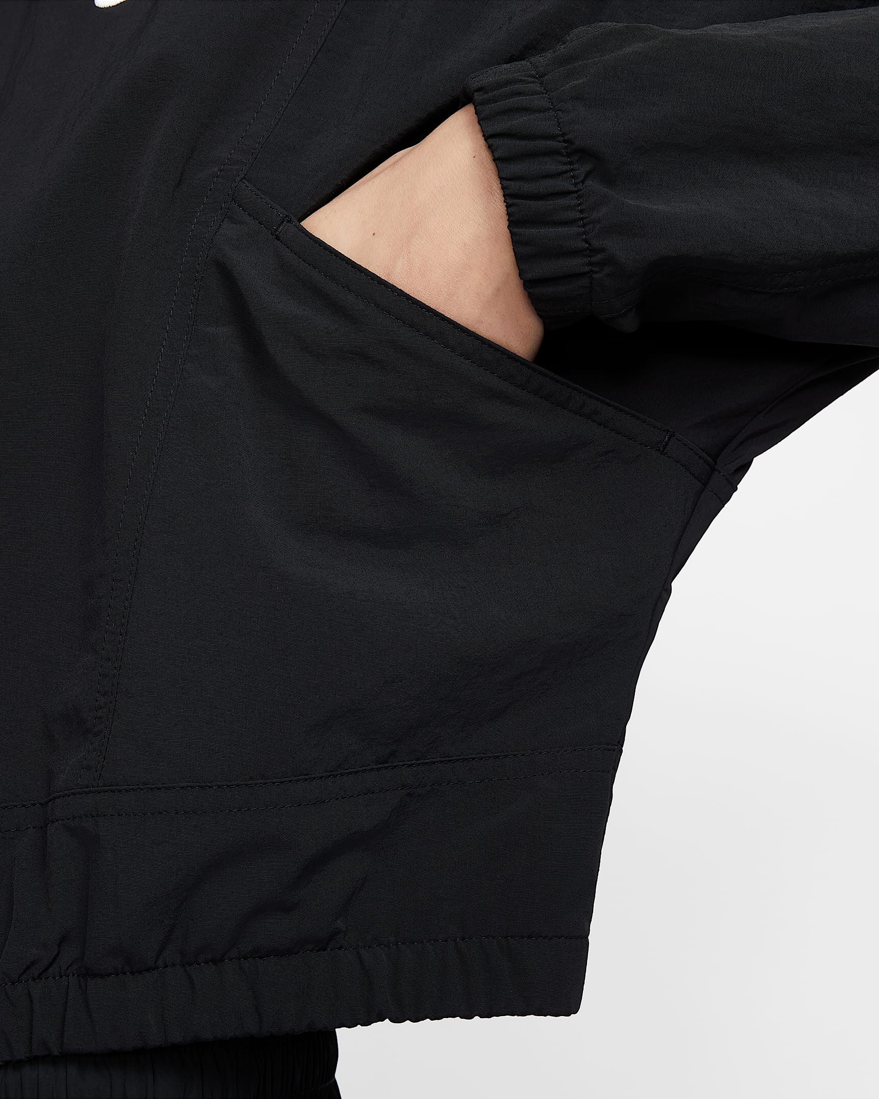 Nike Sportswear Everything Wovens Women's Oversized Repel UV Protection ...