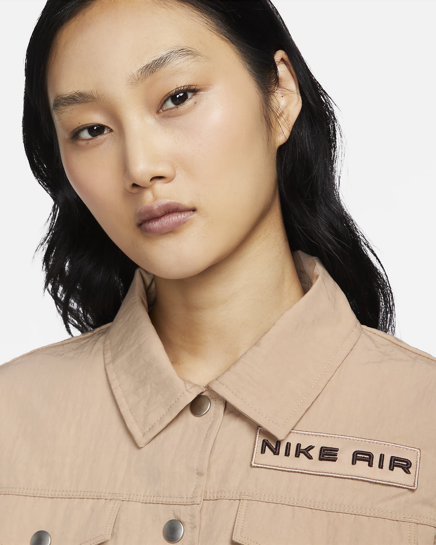 Nike Air Women's Modest Cropped Woven Jacket. Nike IN