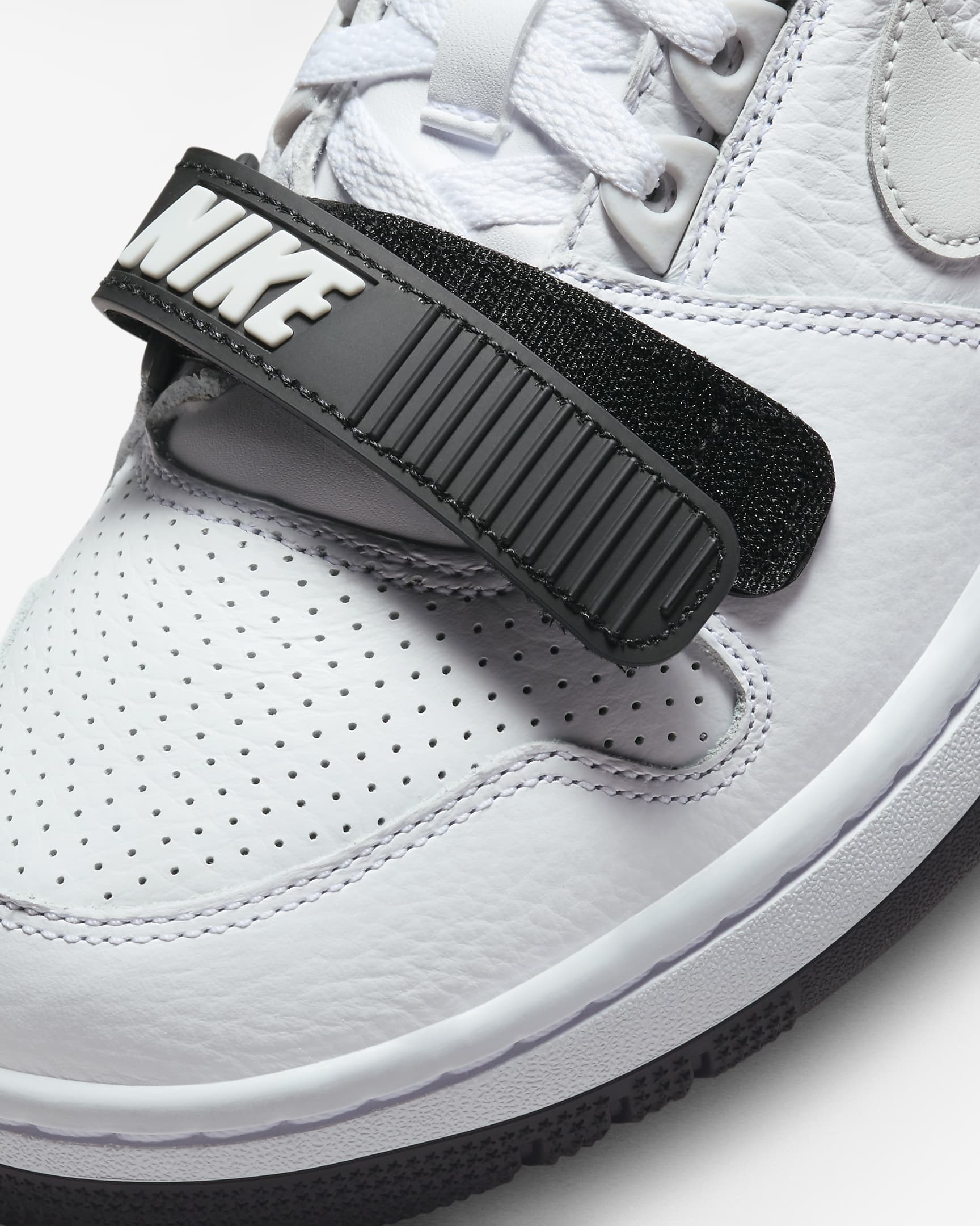 Nike Air Alpha Force 88 Men's Shoes. Nike NL