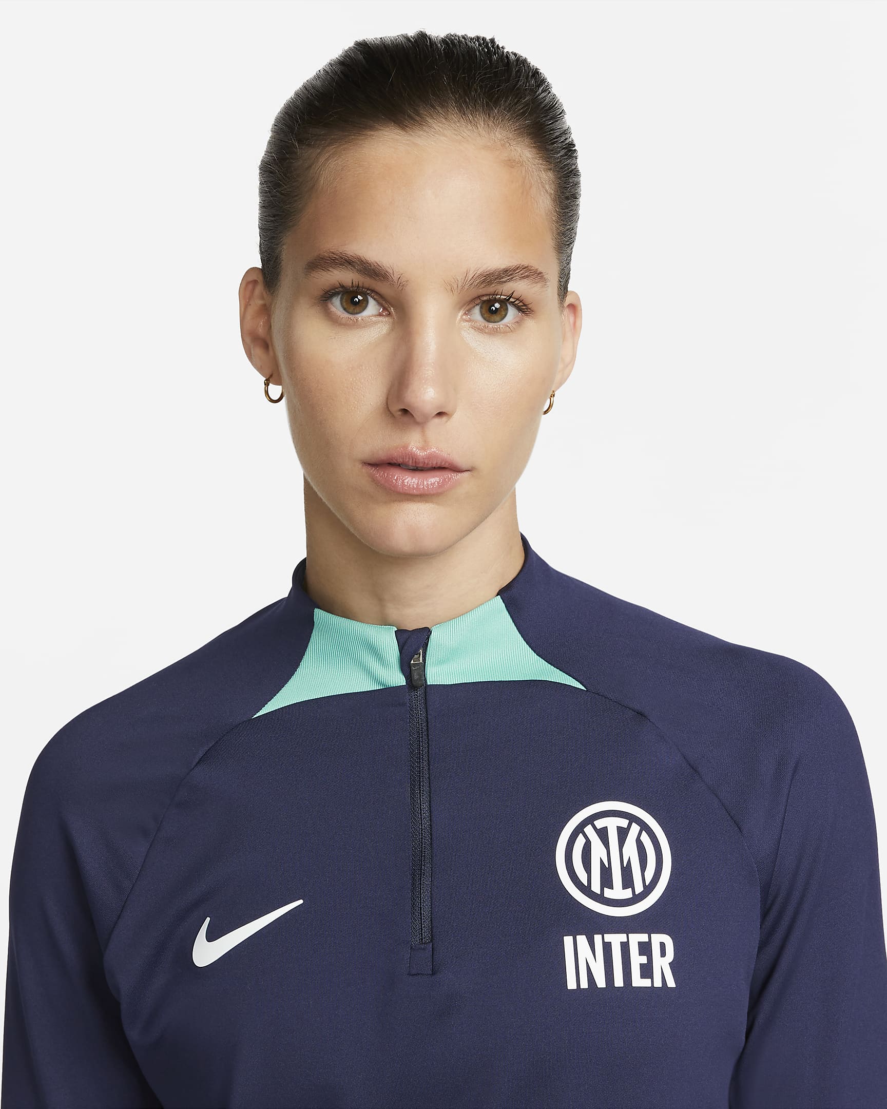 Inter Milan Strike Women's Nike Dri-FIT Knit Football Drill Top. Nike UK