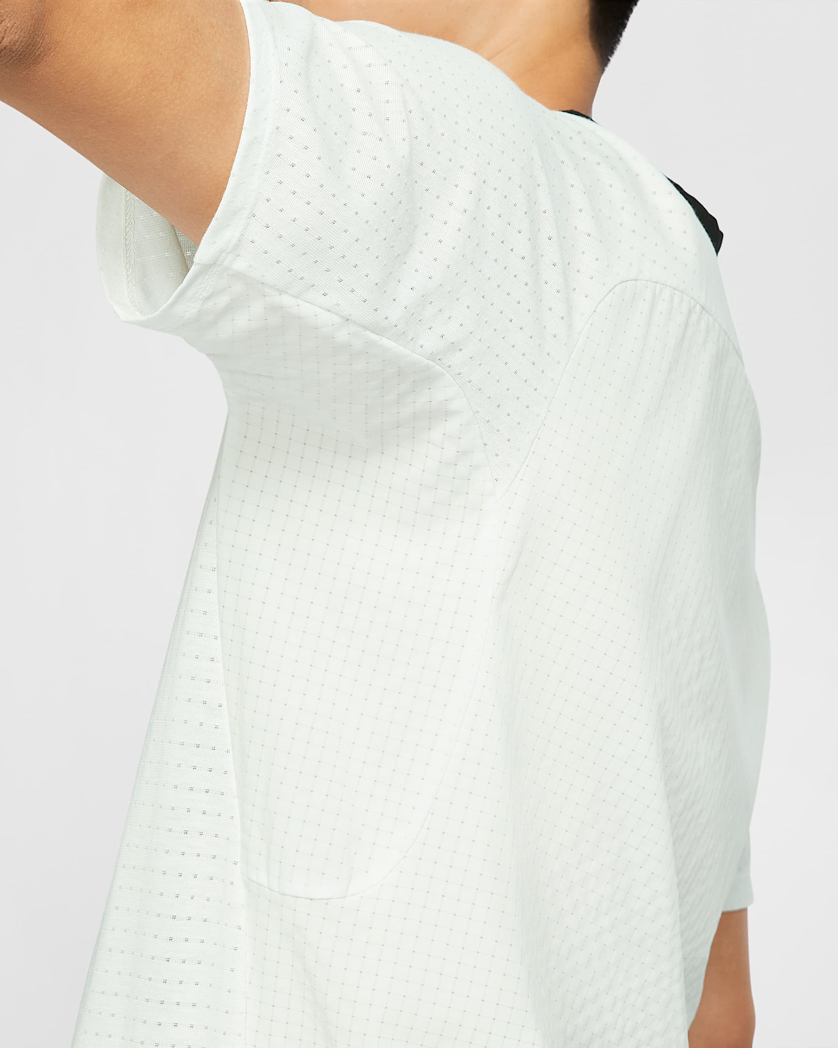 Nike Dri-FIT Trail Solar Chase Men's Short-Sleeve Trail Running Top ...