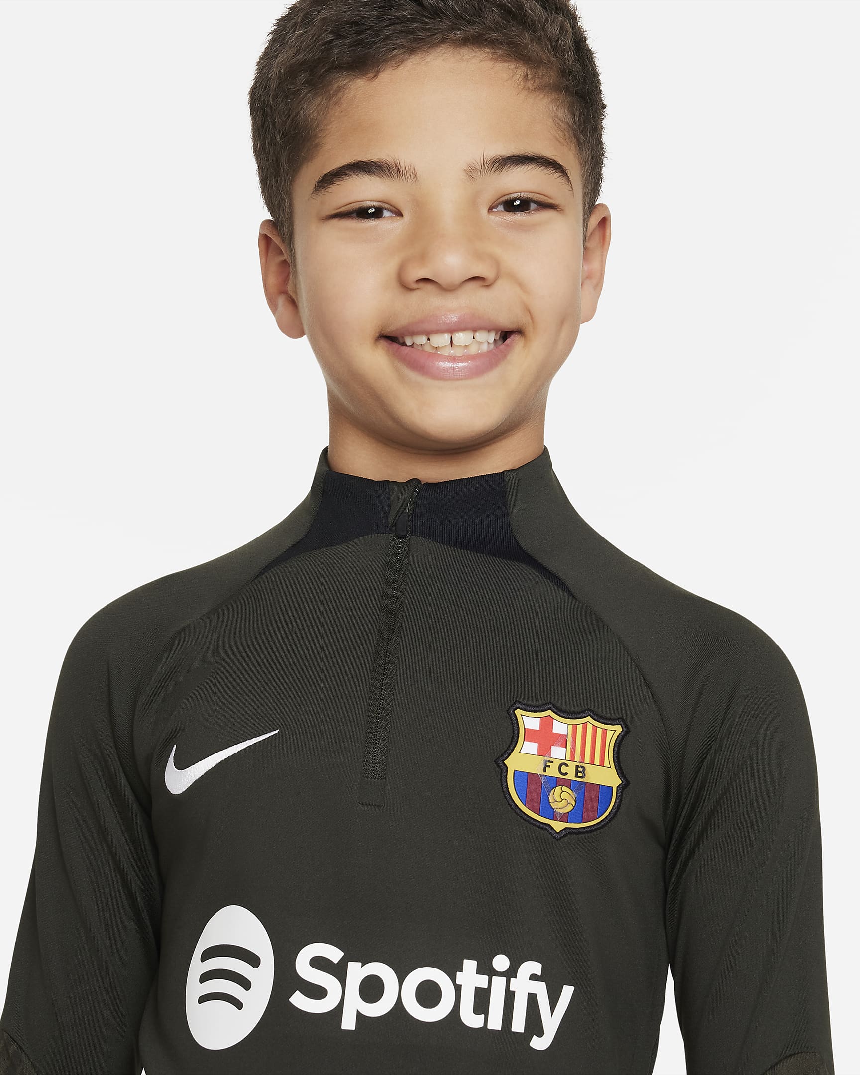 F.C. Barcelona Strike Older Kids' Nike Dri-FIT Knit Football Drill Top. Nike UK