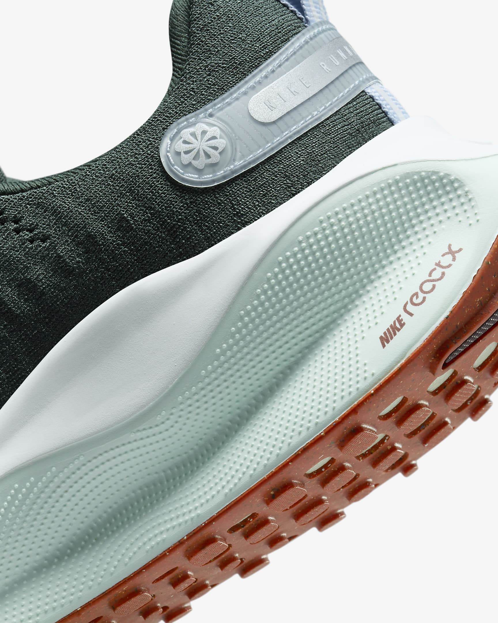 Nike InfinityRN 4 Women's Road Running Shoes. Nike BE