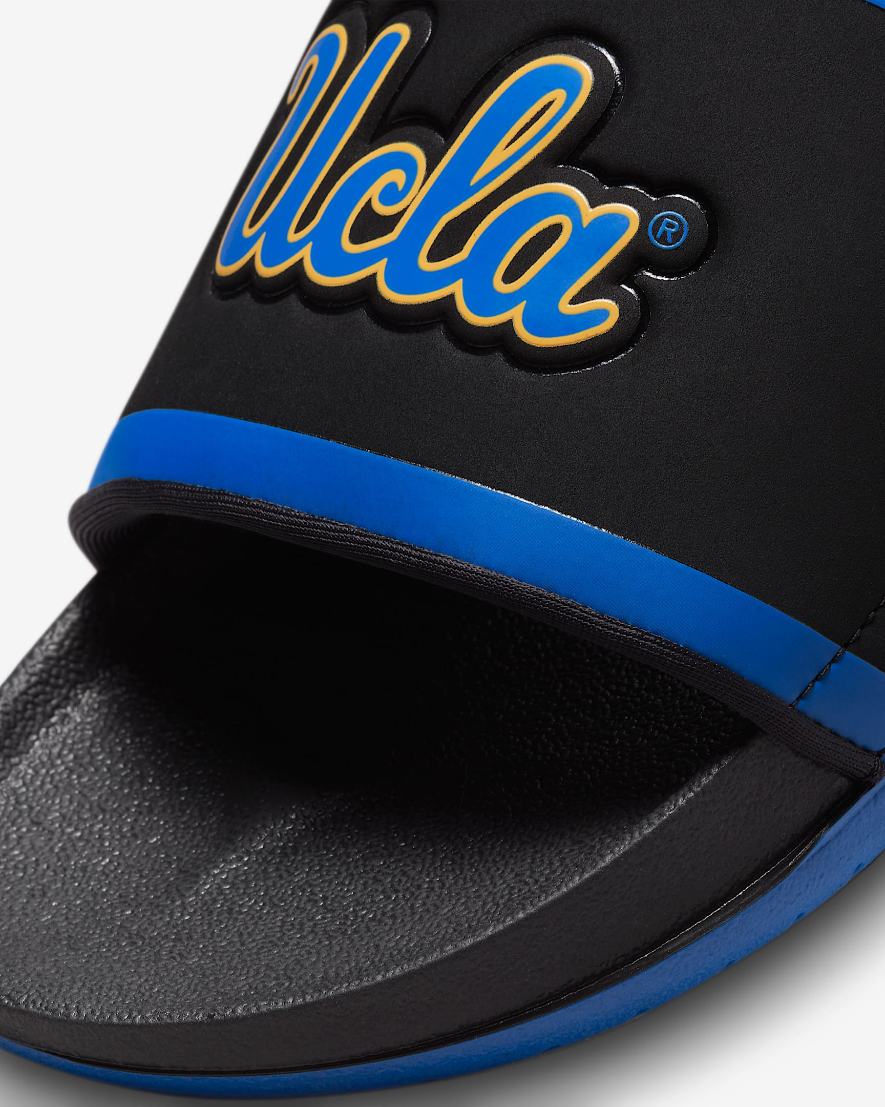 Chanclas Nike College Offcourt de UCLA. Nike.com
