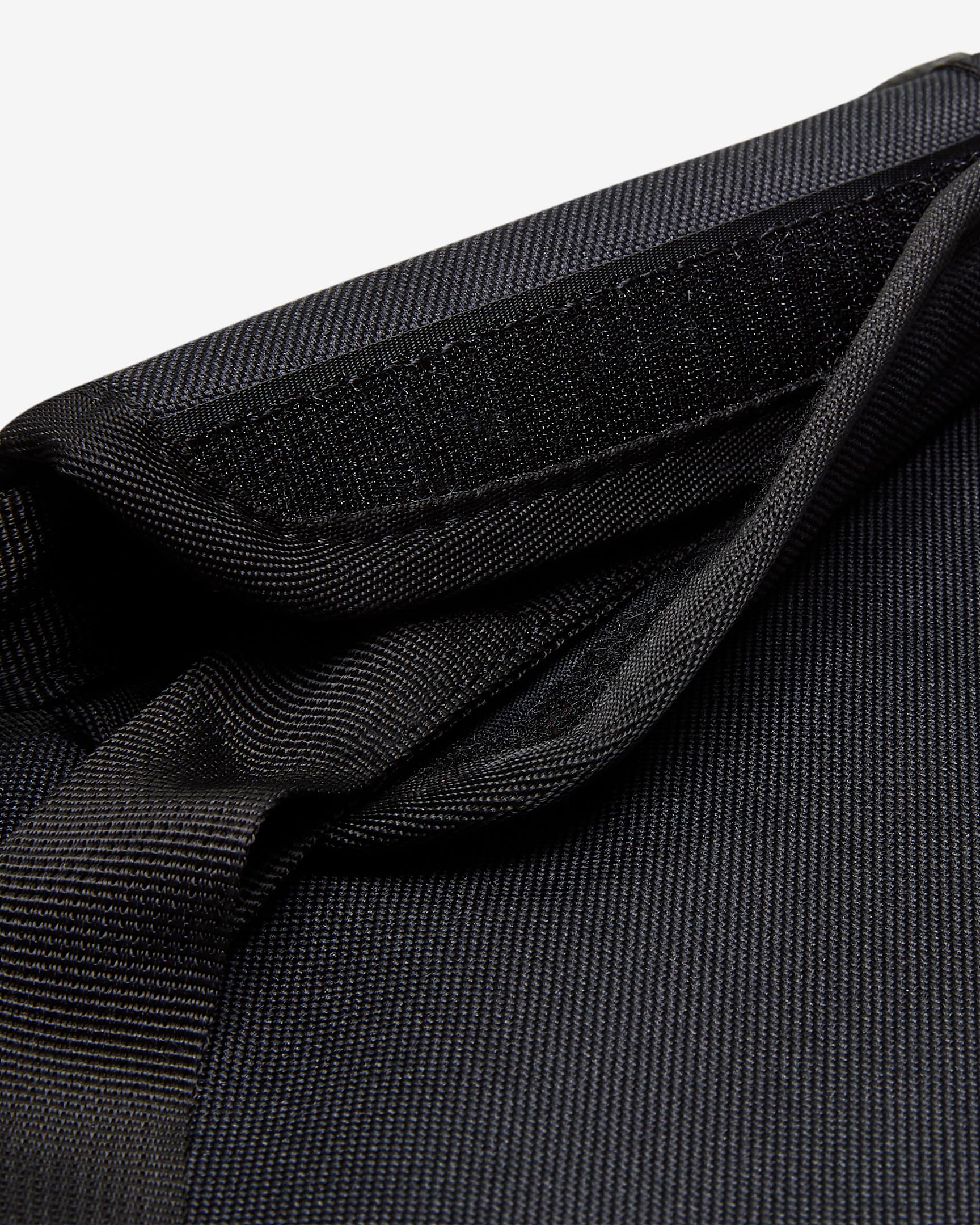 Nike Academy Team Football Duffel Bag (Large, 95L). Nike NL