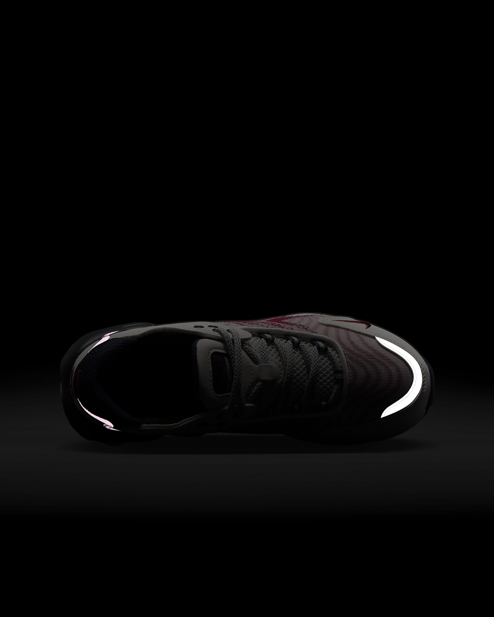 Nike Air Max TW Older Kids' Shoes. Nike SE