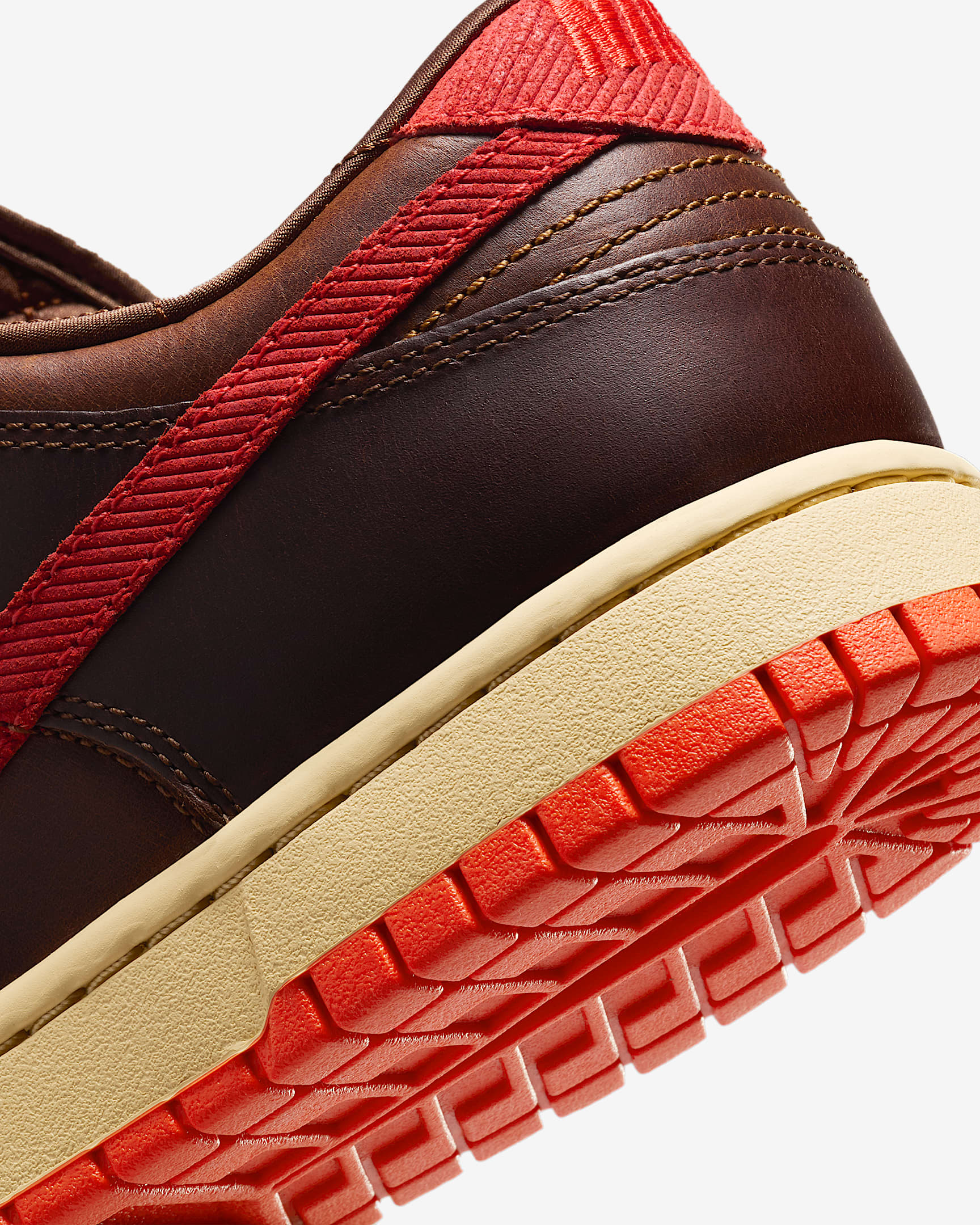 Nike Dunk Low Retro Men's Shoes. Nike PT