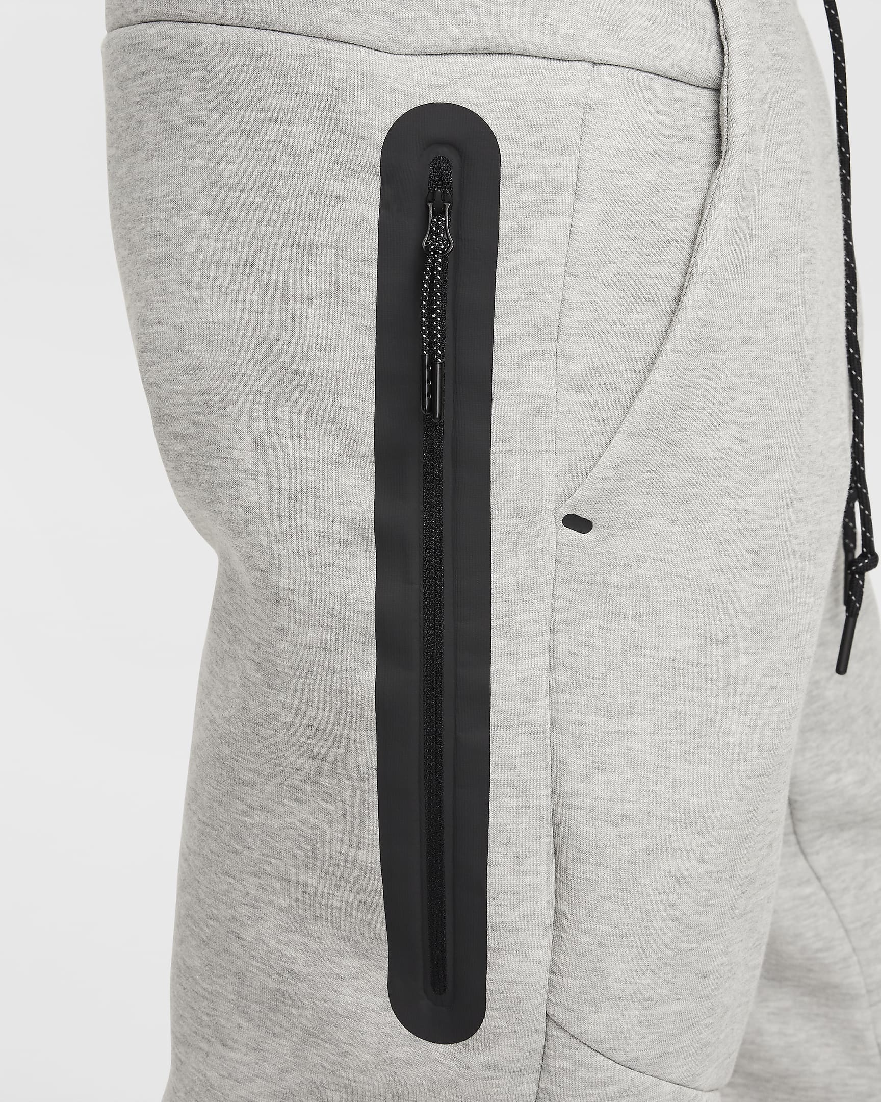 Pantaloni jogger in fleece Nike Tech – Uomo. Nike IT