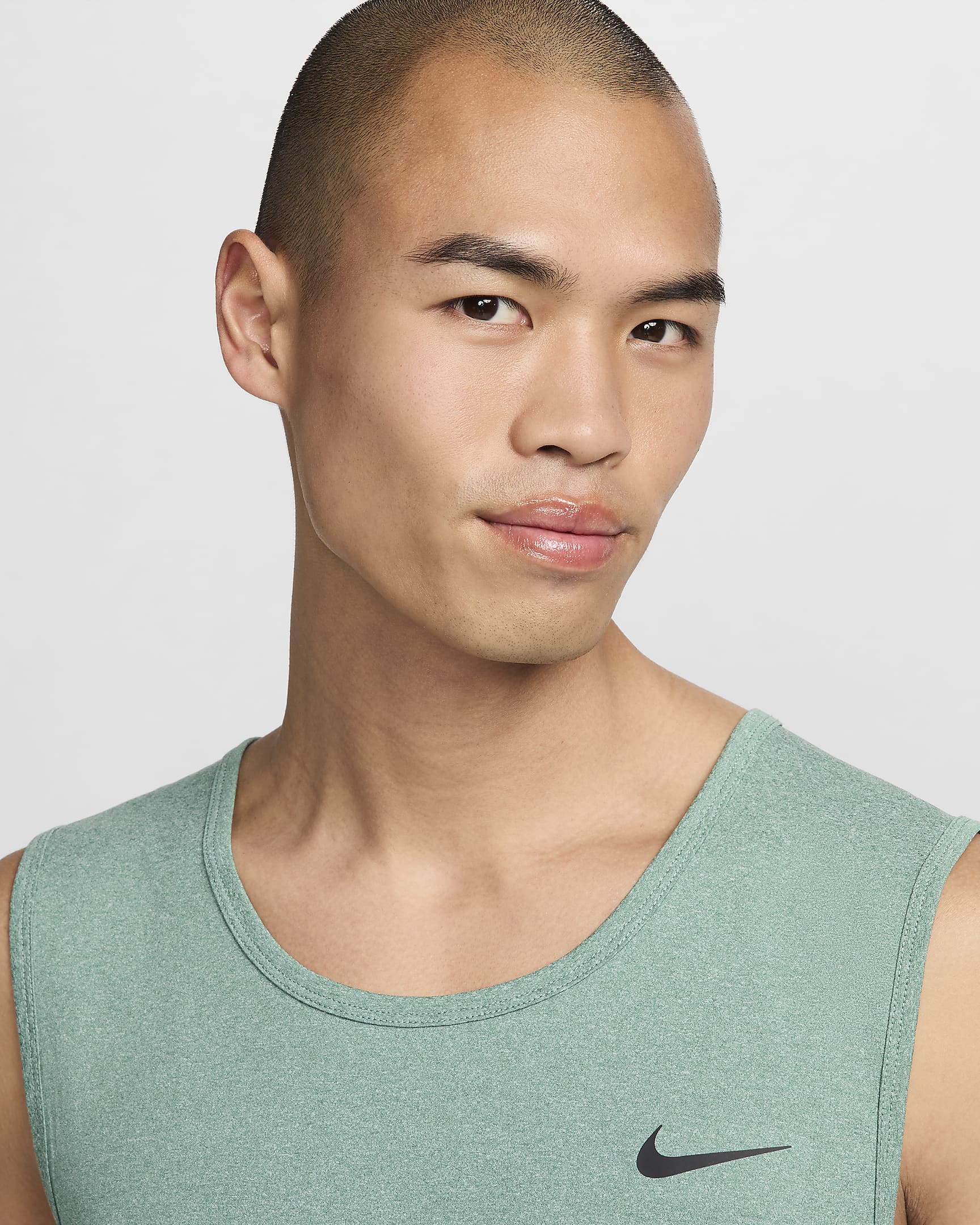 Nike Dri-FIT Hyverse Men's Sleeveless Fitness Tank Top. Nike ID