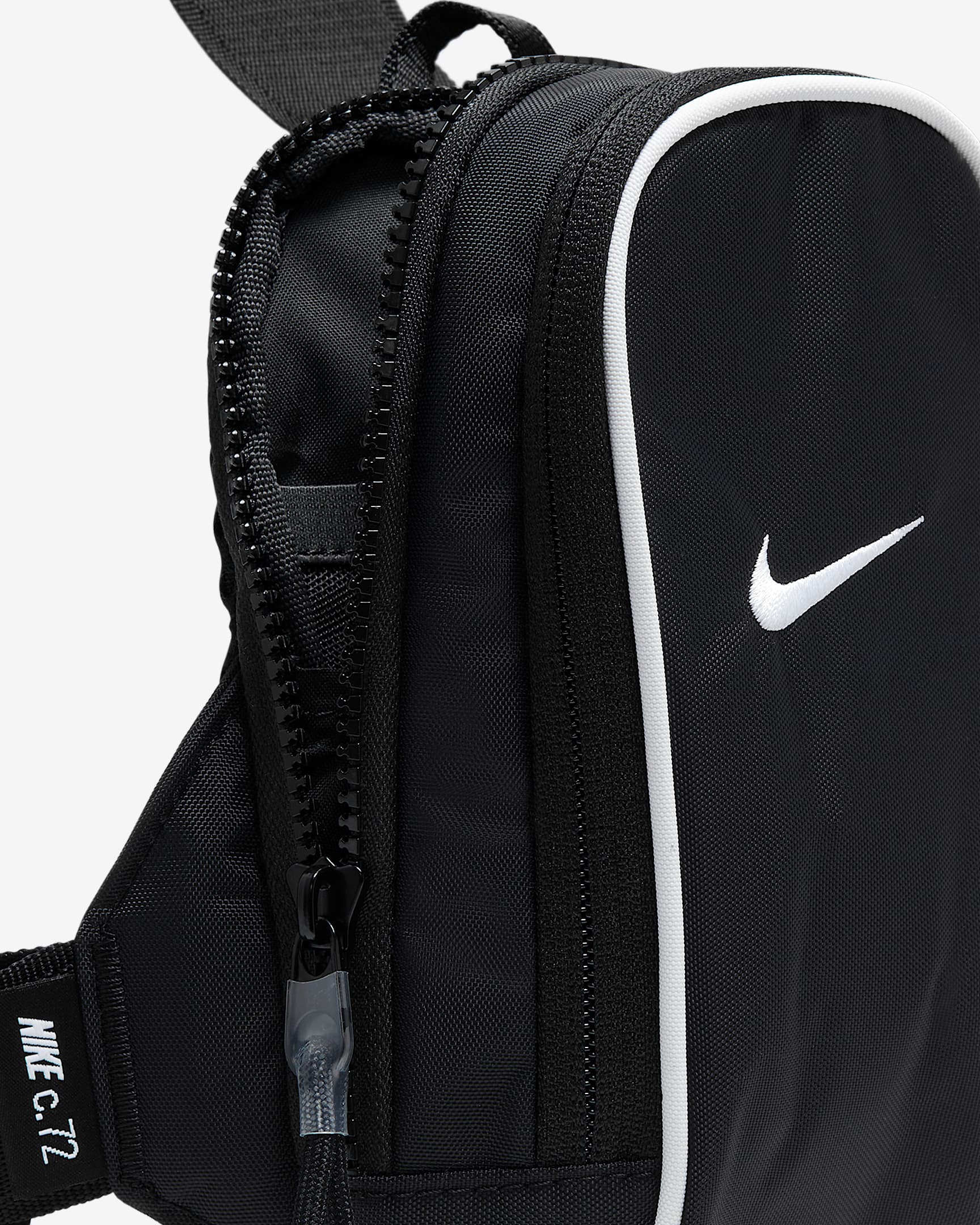 Nike Basketball Essentials Cross-Body Bag (1L). Nike IN