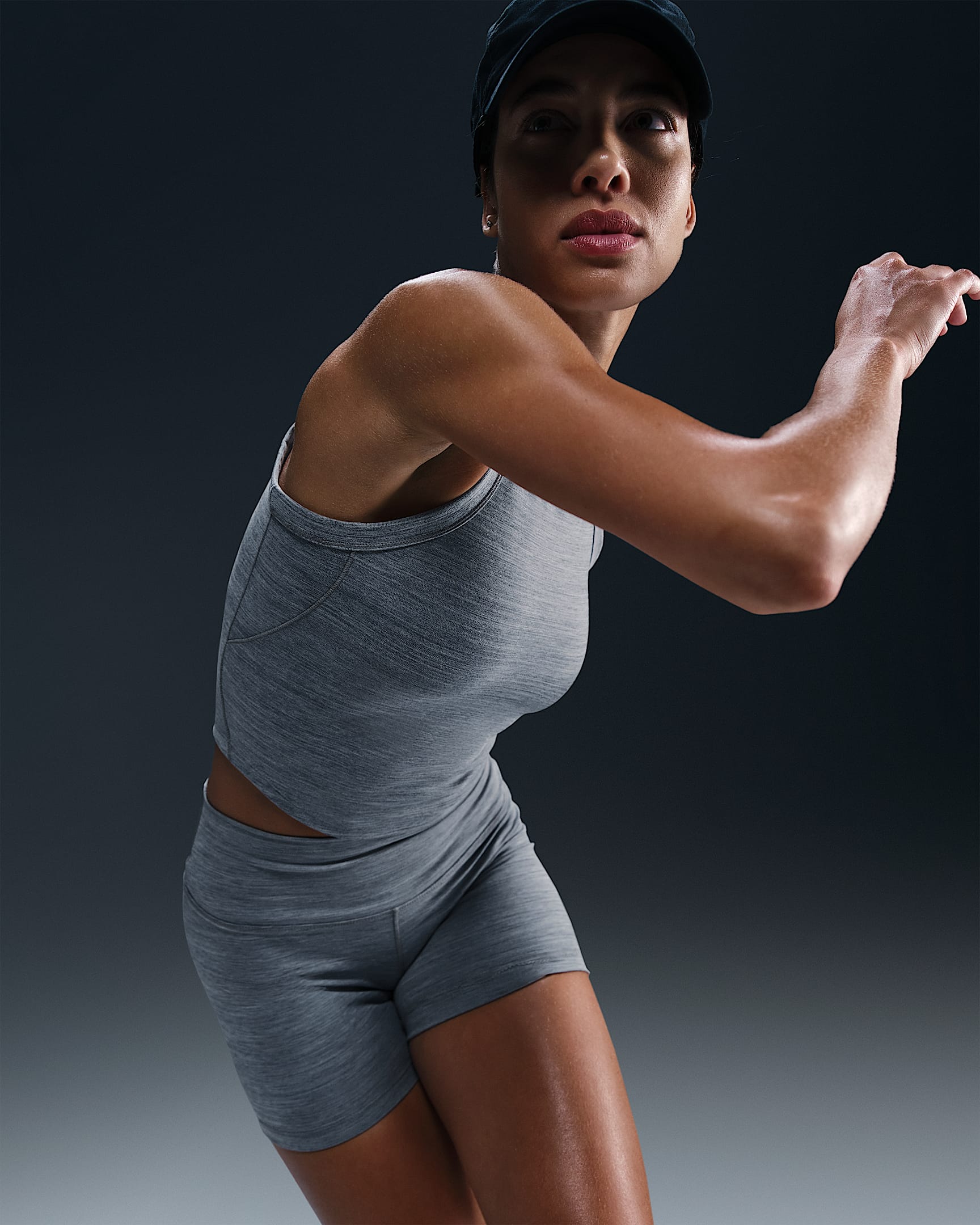 Nike One Fitted Women's Dri-FIT Cropped Tank Top. Nike.com