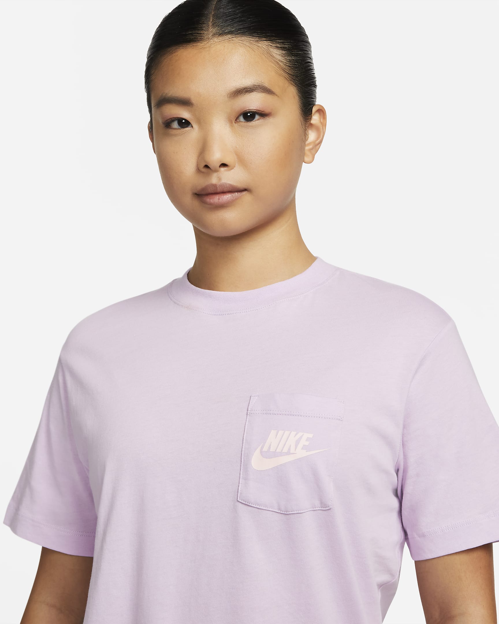 Nike Sportswear Women's Pocket T-Shirt. Nike IN