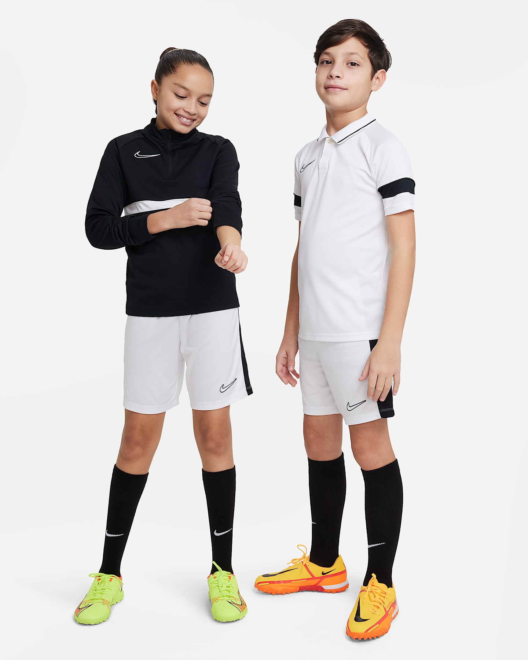 Nike Dri-FIT Academy23 Kids' Football Shorts. Nike UK