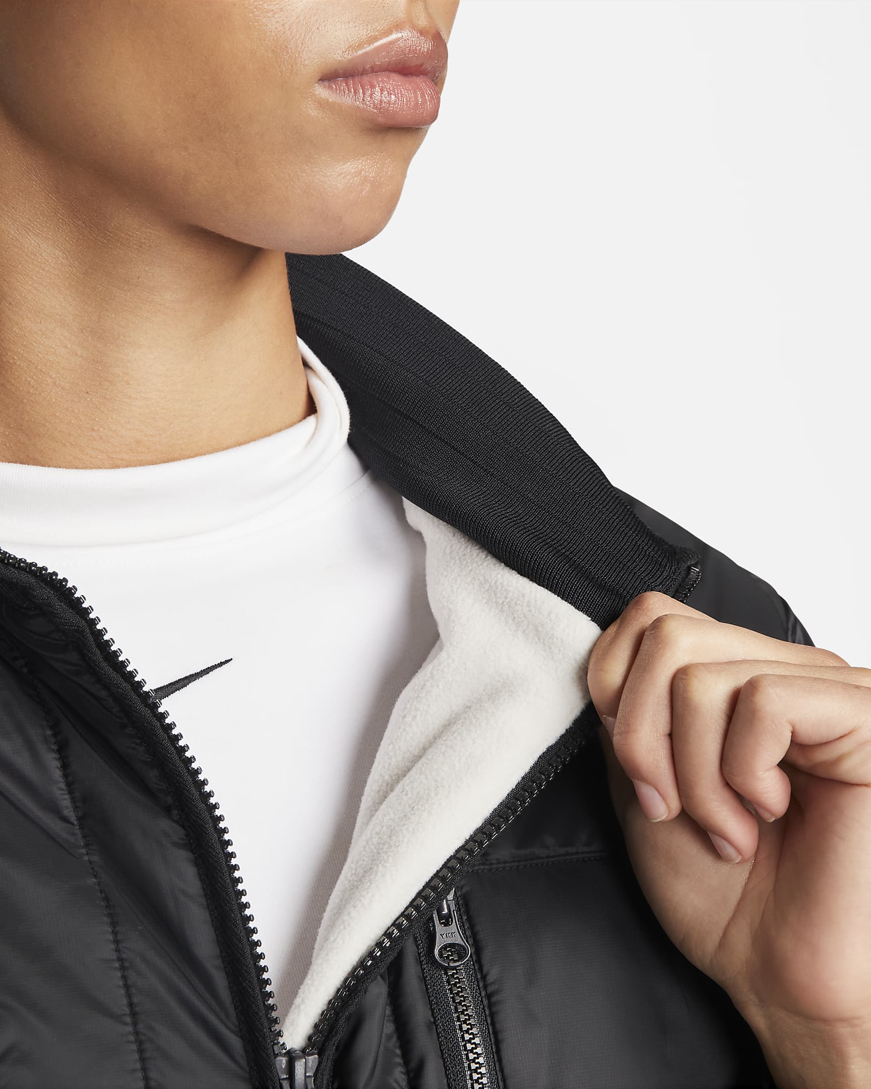 Nike Sportswear Therma-FIT Tech Pack Women's Jacket. Nike UK