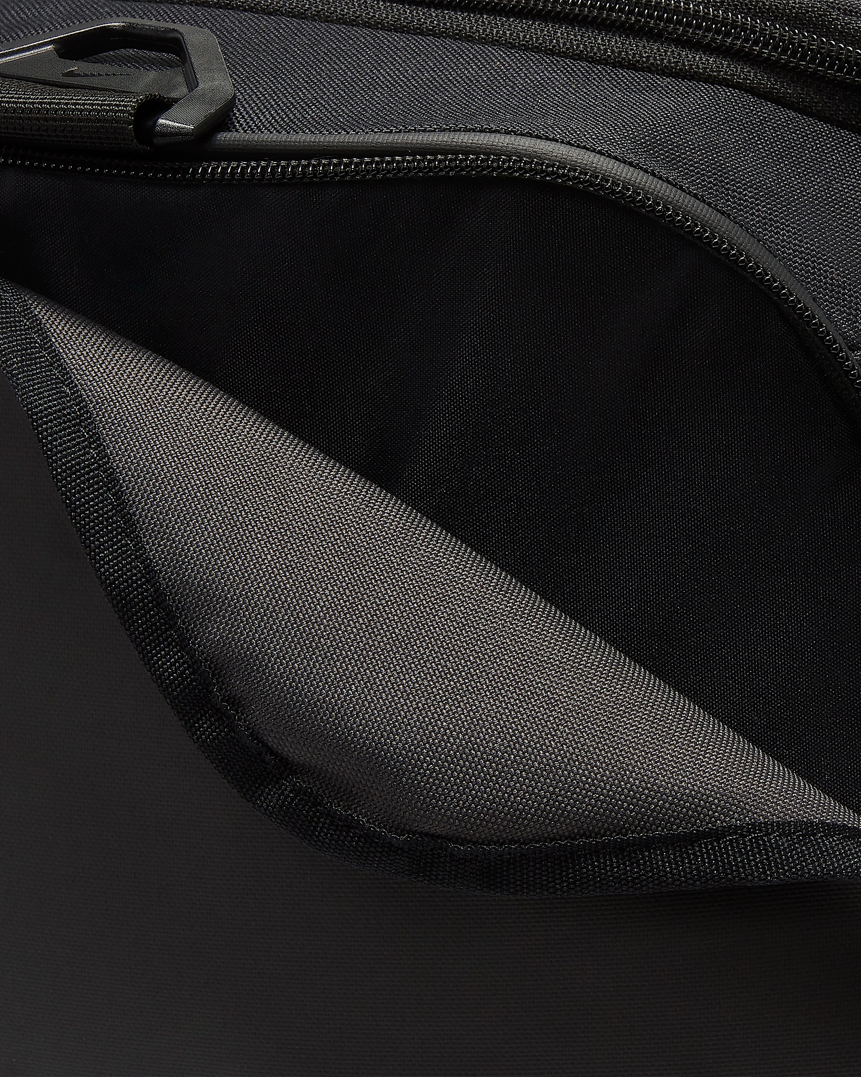 Nike Academy Team Football Hardcase Duffel Bag (Large, 59L). Nike UK