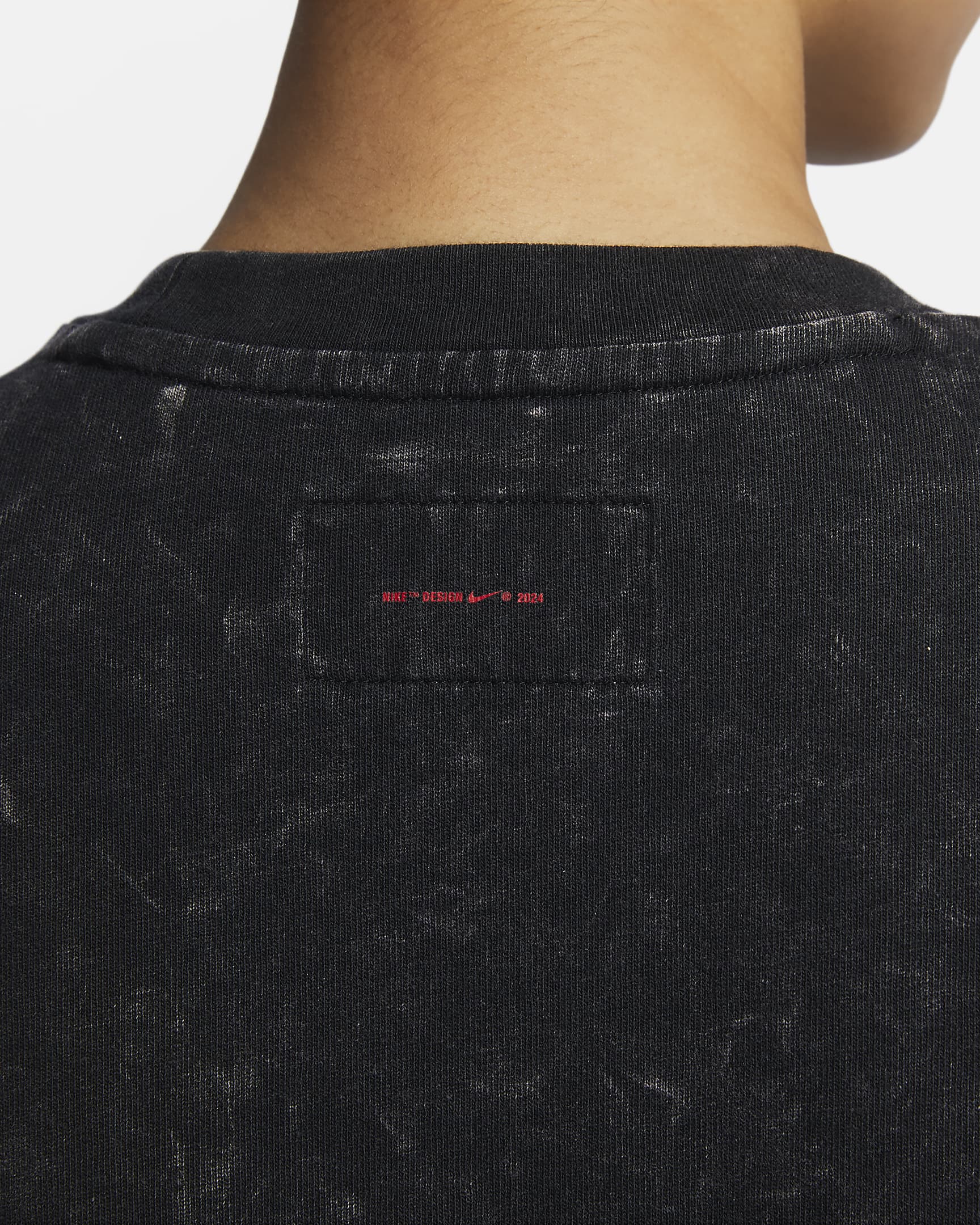 Nike 'LNY' Short-Sleeve T-Shirt. Nike UK