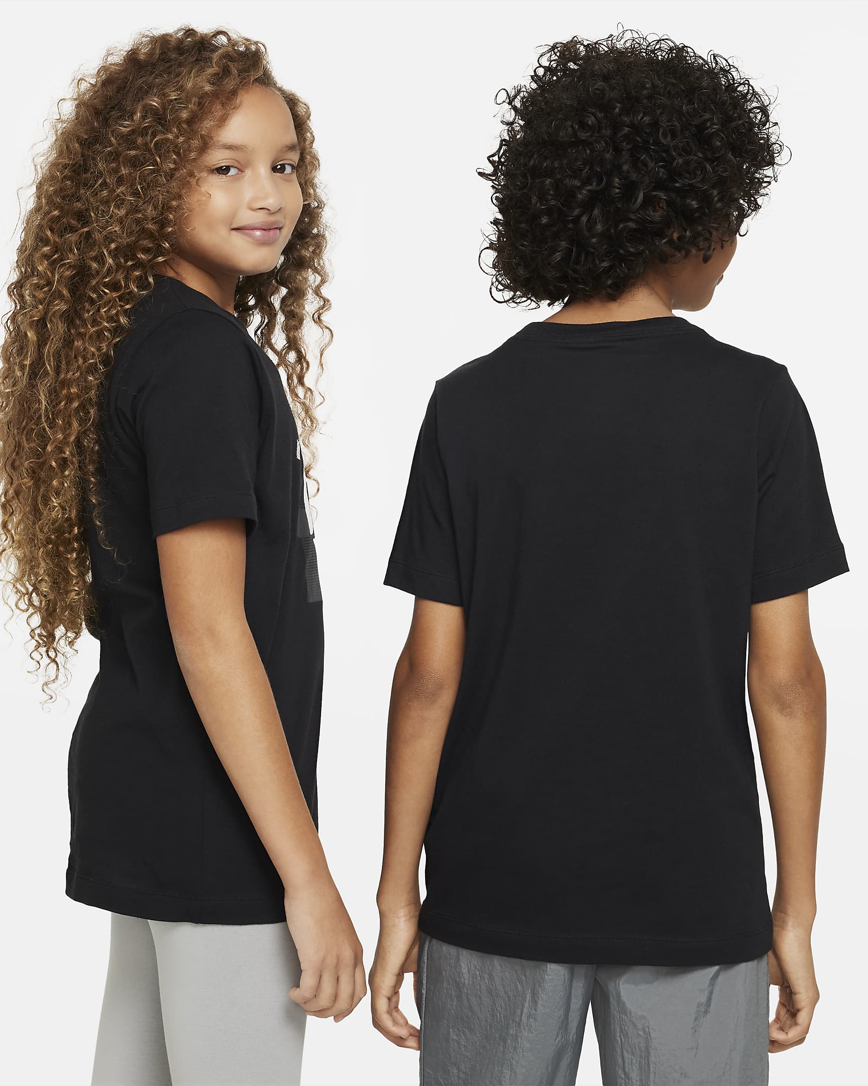 Nike Sportswear Older Kids' T-Shirt. Nike NO