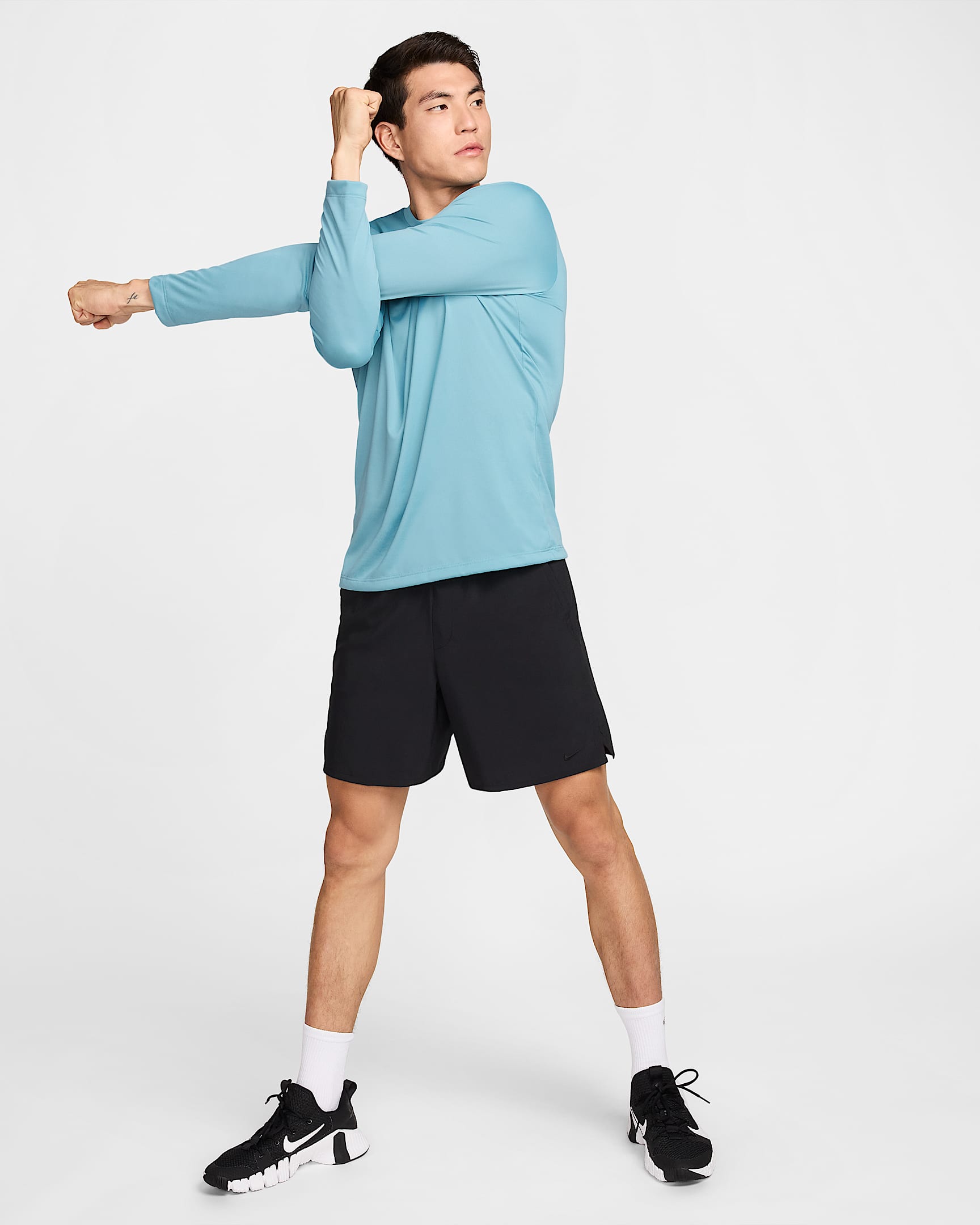 Nike Dri-FIT Legend Men's Long-Sleeve Fitness Top. Nike.com