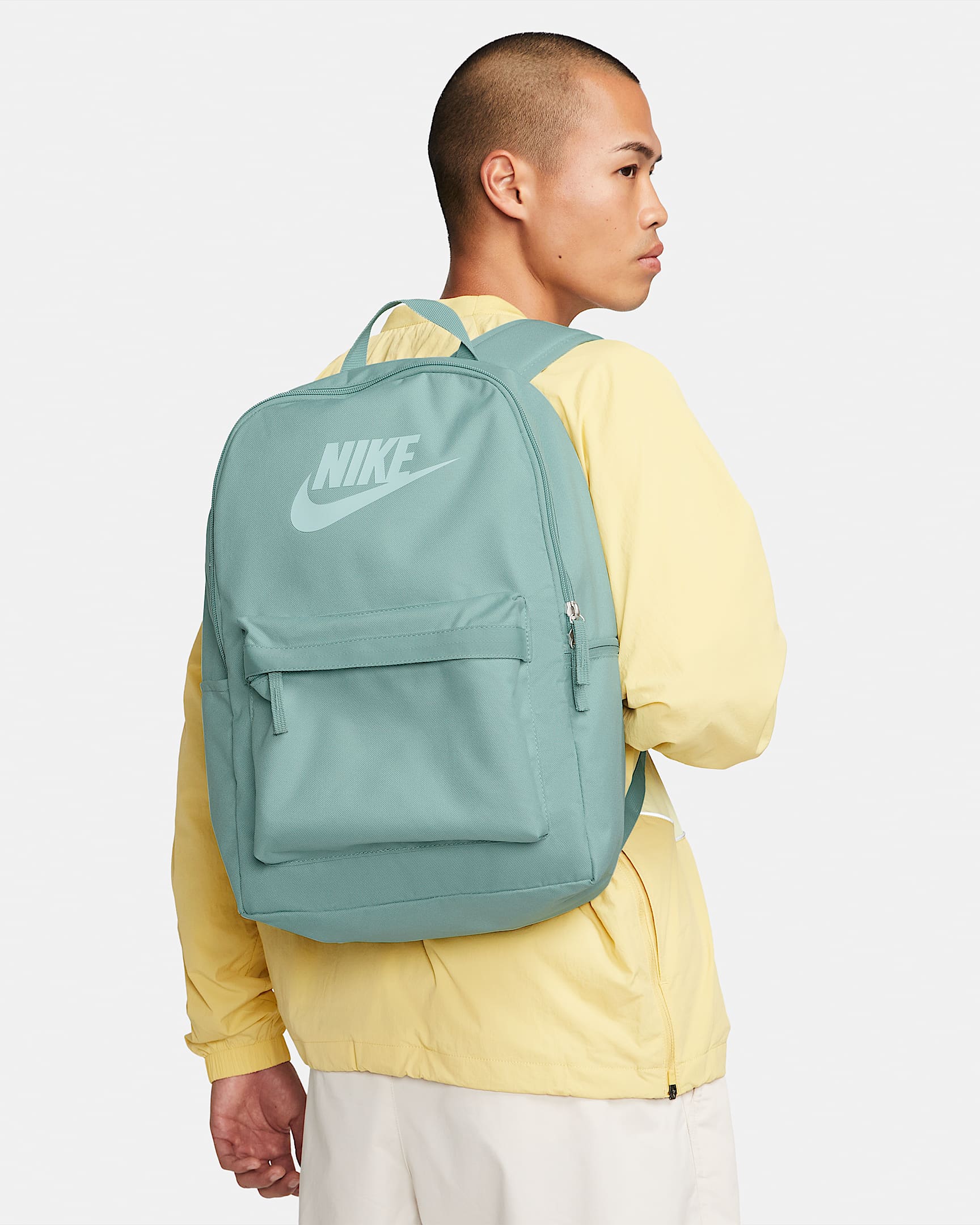 Nike Heritage Backpack (25L). Nike IL
