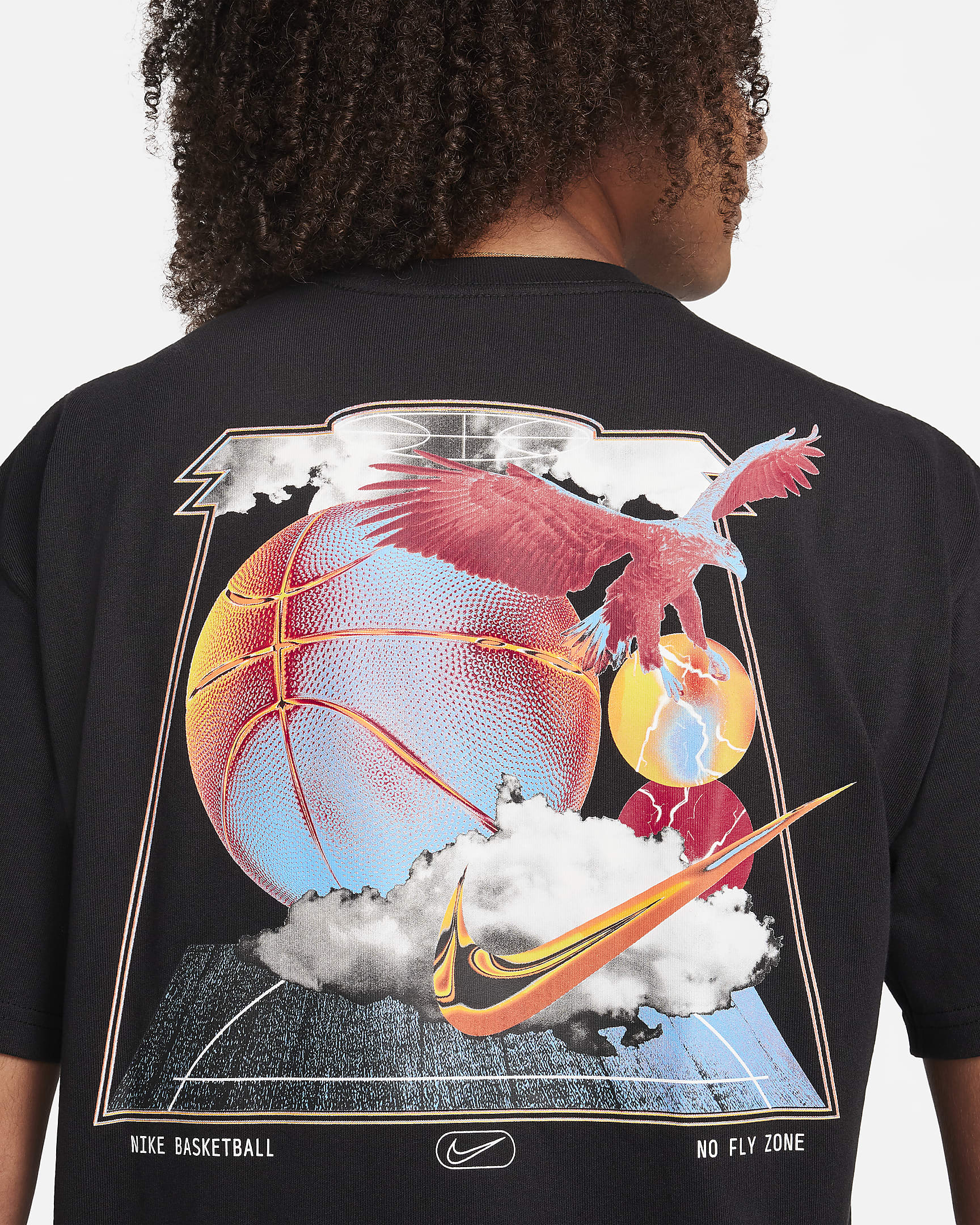 Nike Swoosh Men's Max90 Basketball T-Shirt. Nike IN