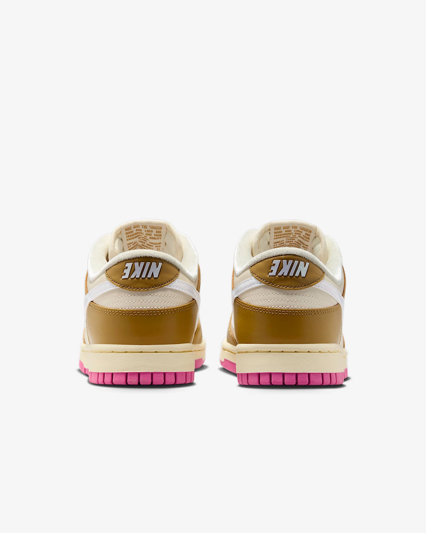 Nike Dunk Low SE Women's Shoes. Nike SE