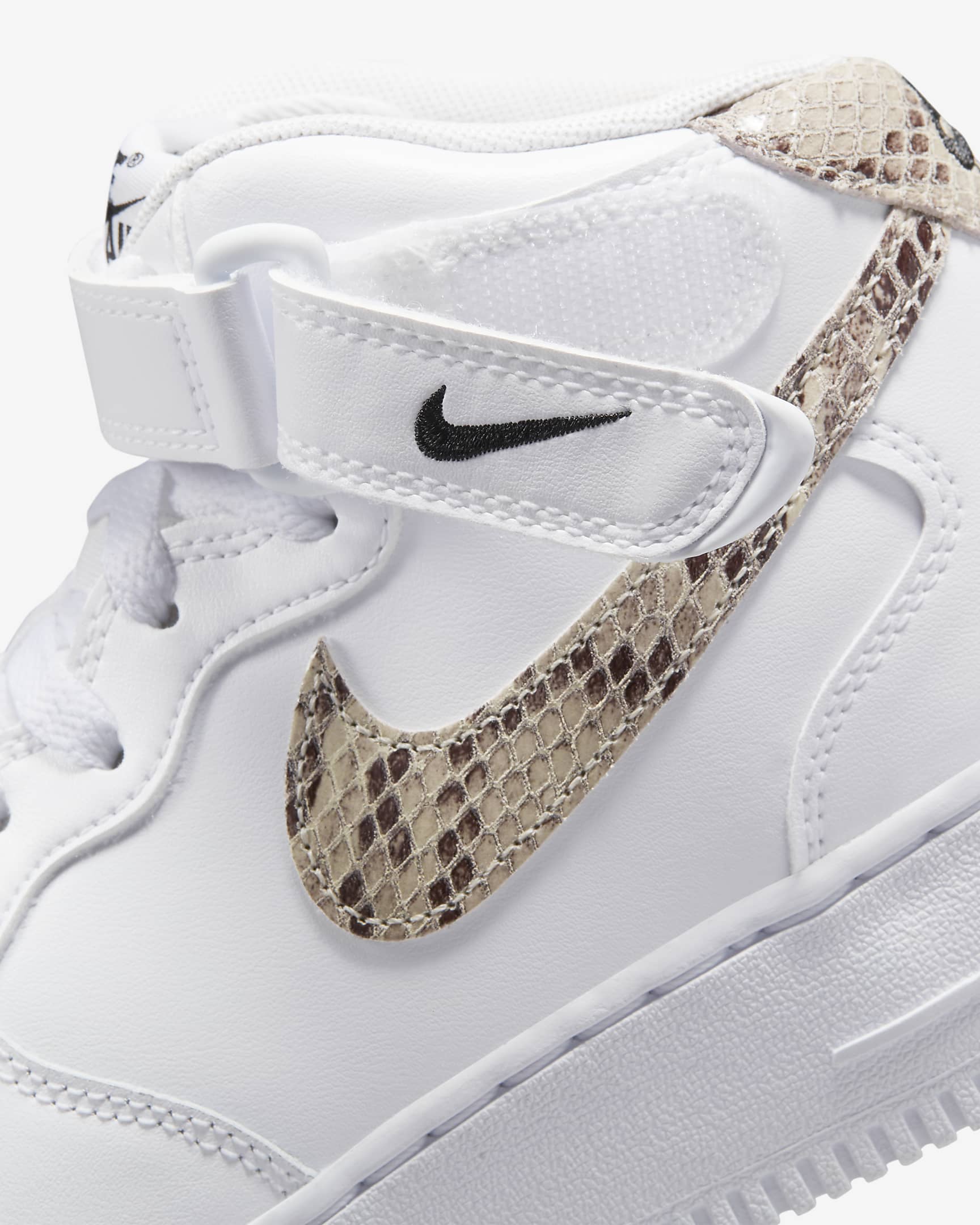 Nike Air Force 1 '07 Mid Women's Shoe. Nike UK