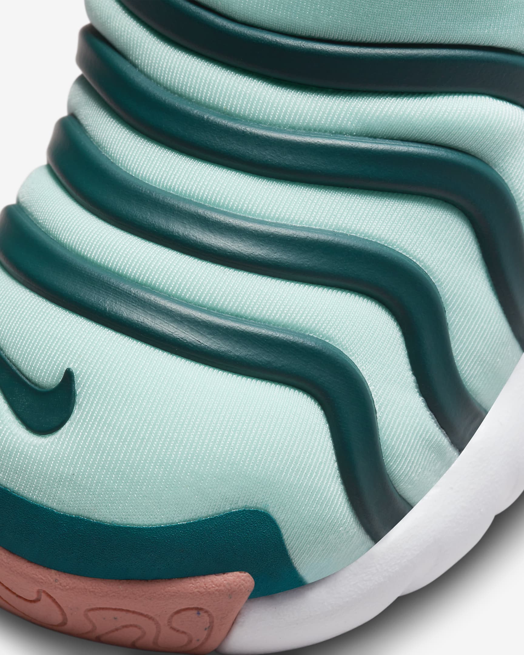 Nike Dynamo Go Baby/Toddler Easy On/Off Shoes. Nike IN