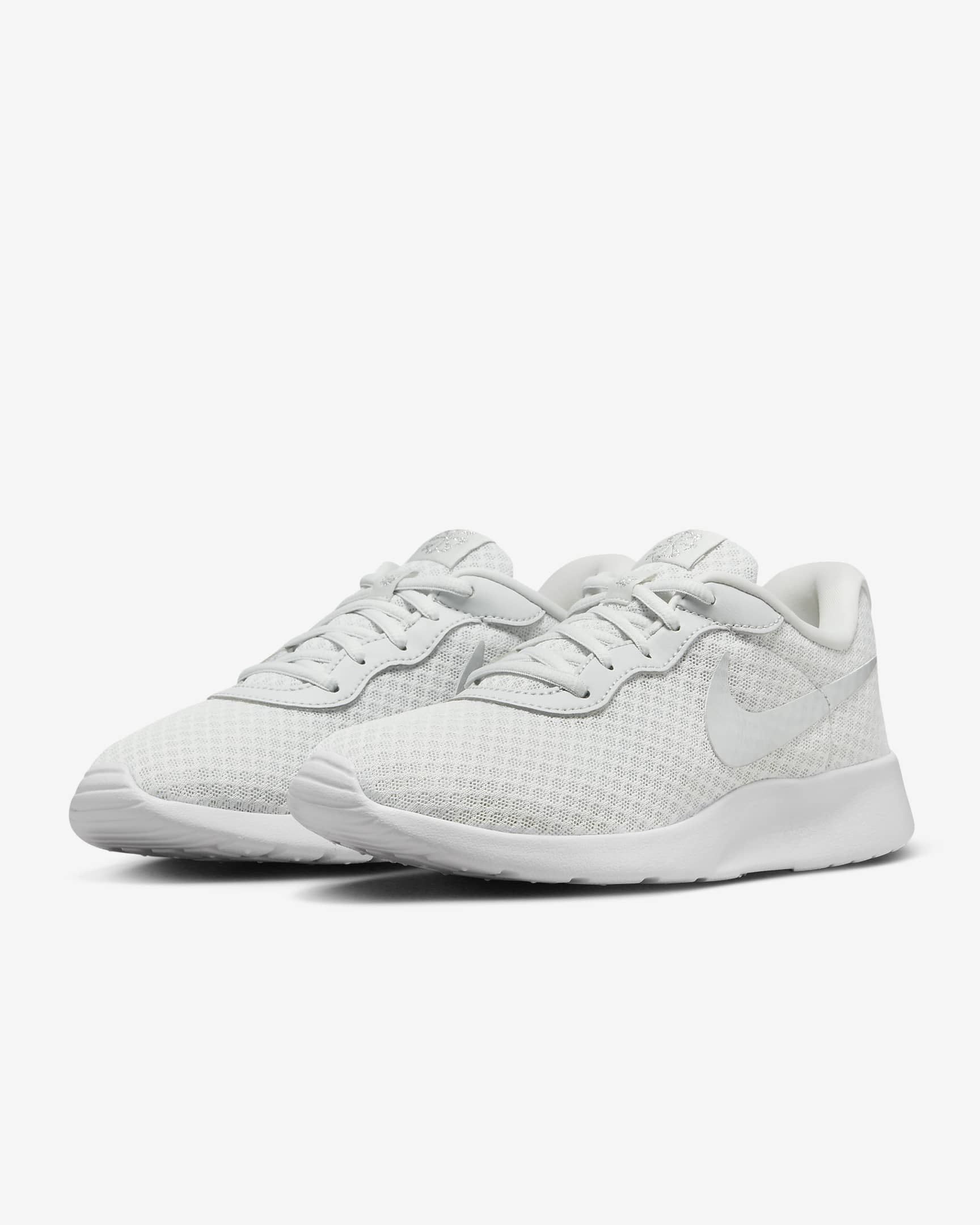 Nike Tanjun EasyOn Women's Shoes. Nike PH