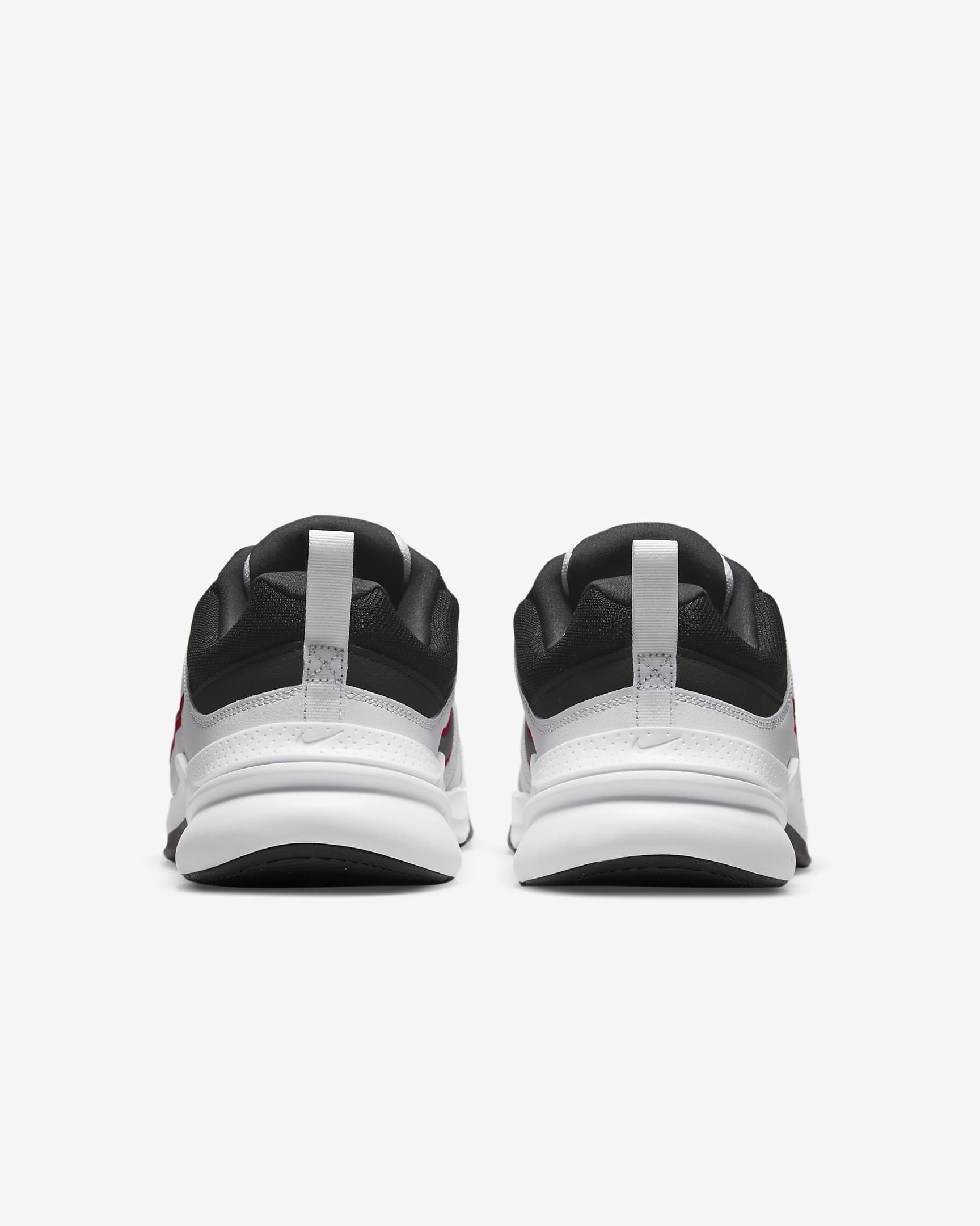 Nike Defy All Day Men's Training Shoes (Extra Wide). Nike LU