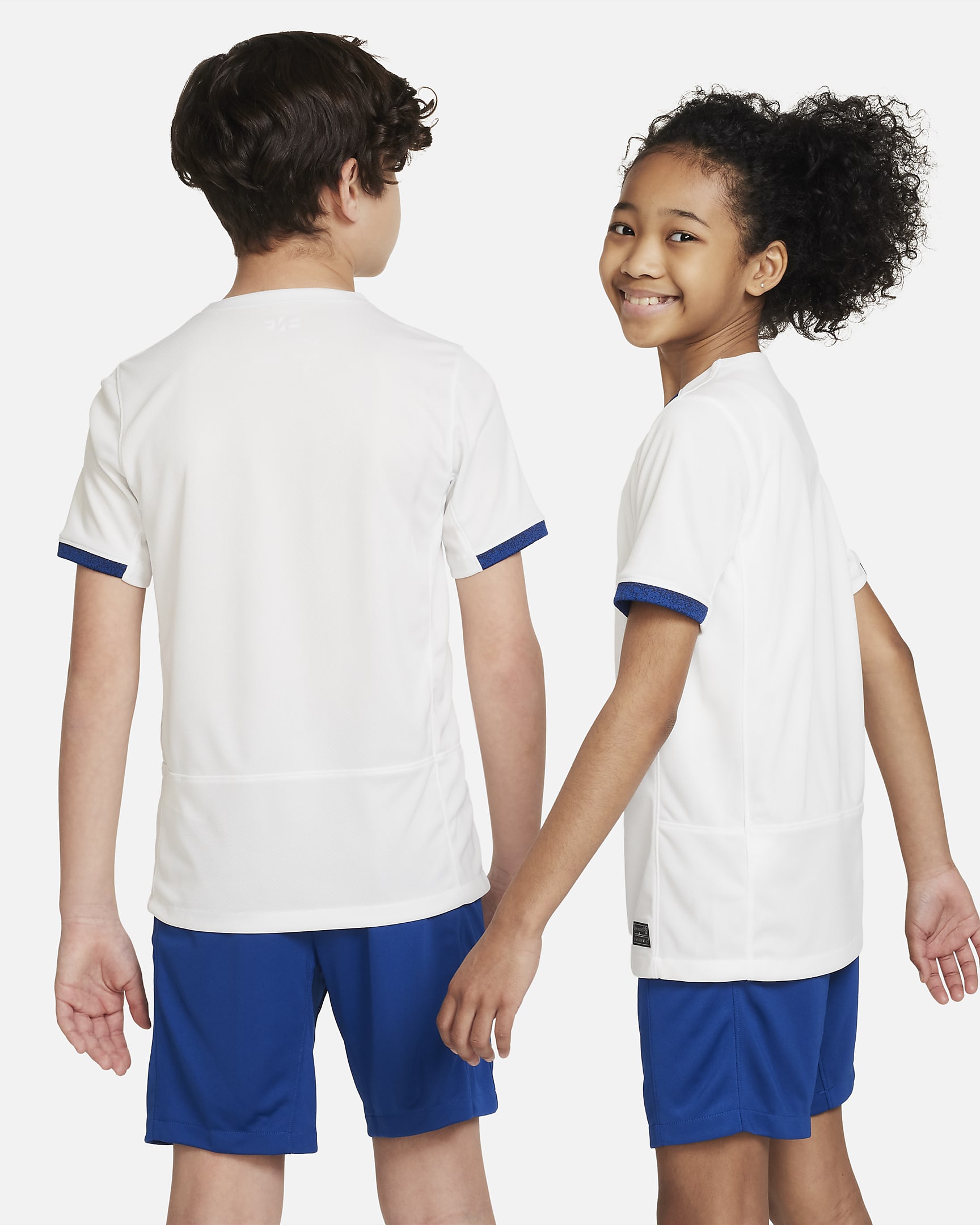 England 2023 Stadium Home Older Kids' Nike Dri-FIT Football Shirt. Nike IN