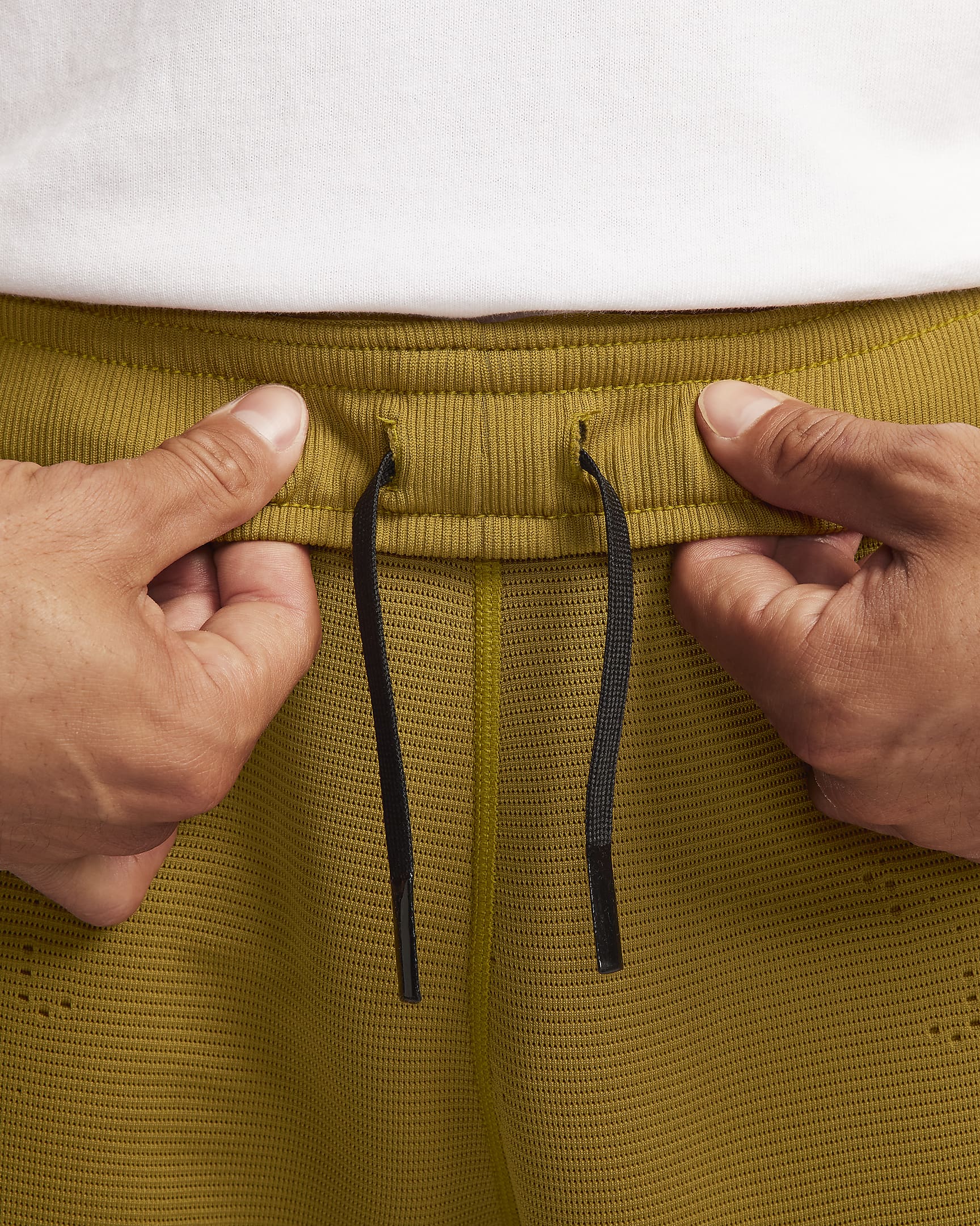 Nike APS Men's Therma-FIT Fitness Trousers. Nike NZ