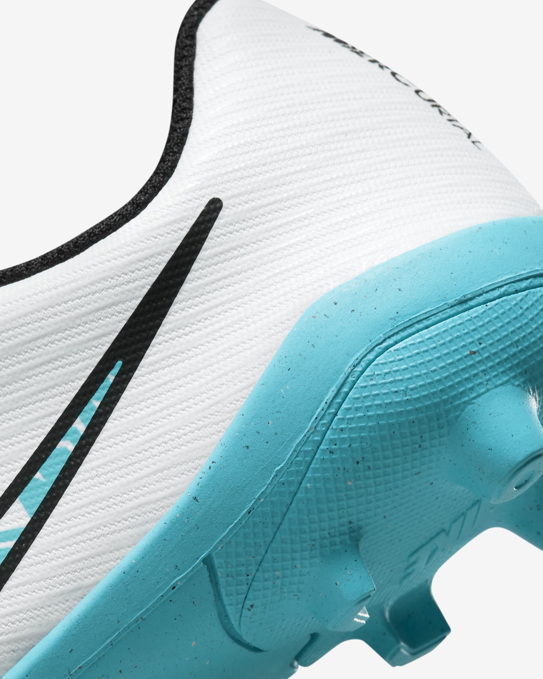 Nike Jr. Mercurial Vapor 15 Club Younger Kids' Multi-ground Football ...