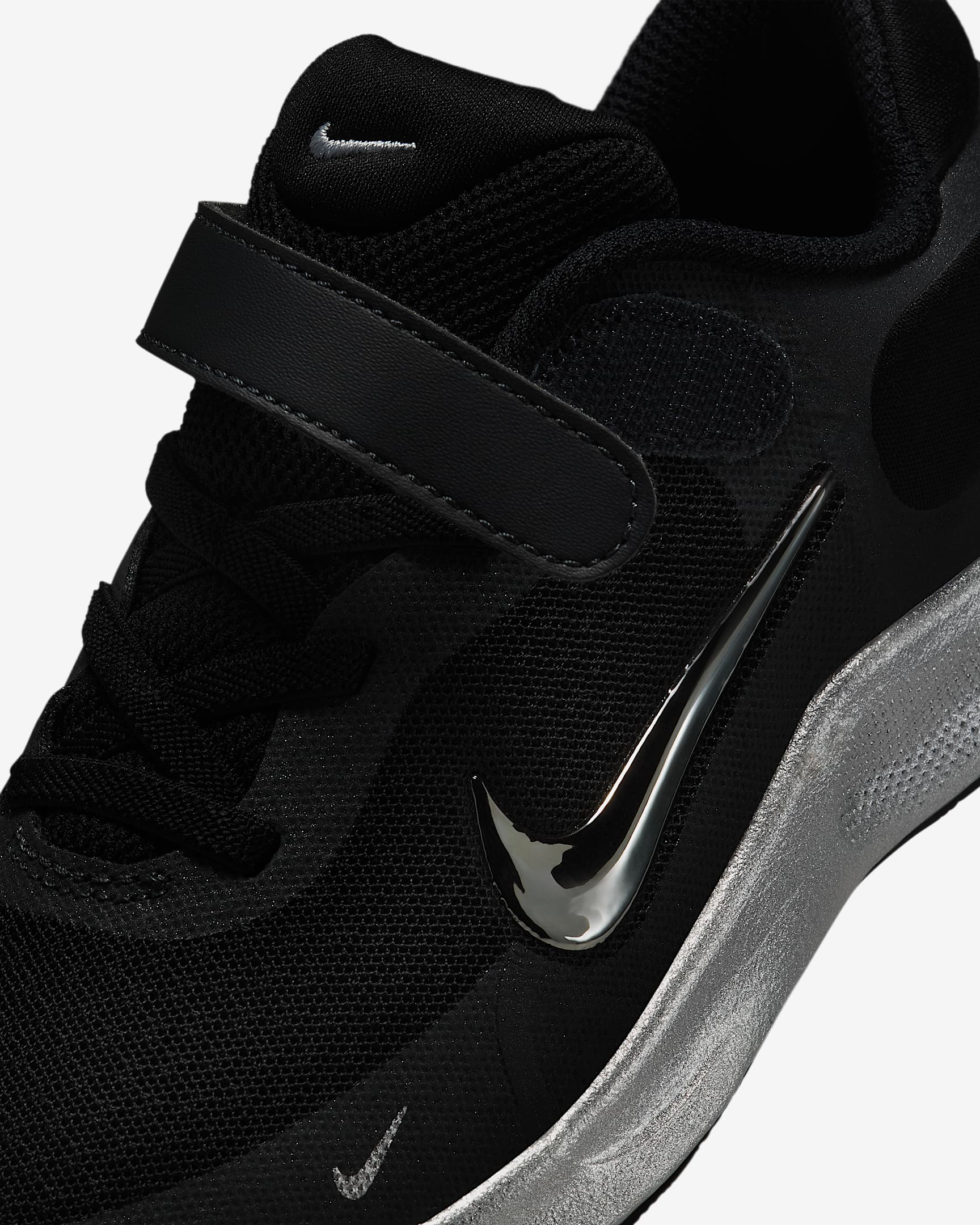 Nike Revolution 7 SE Younger Kids' Shoes. Nike NL