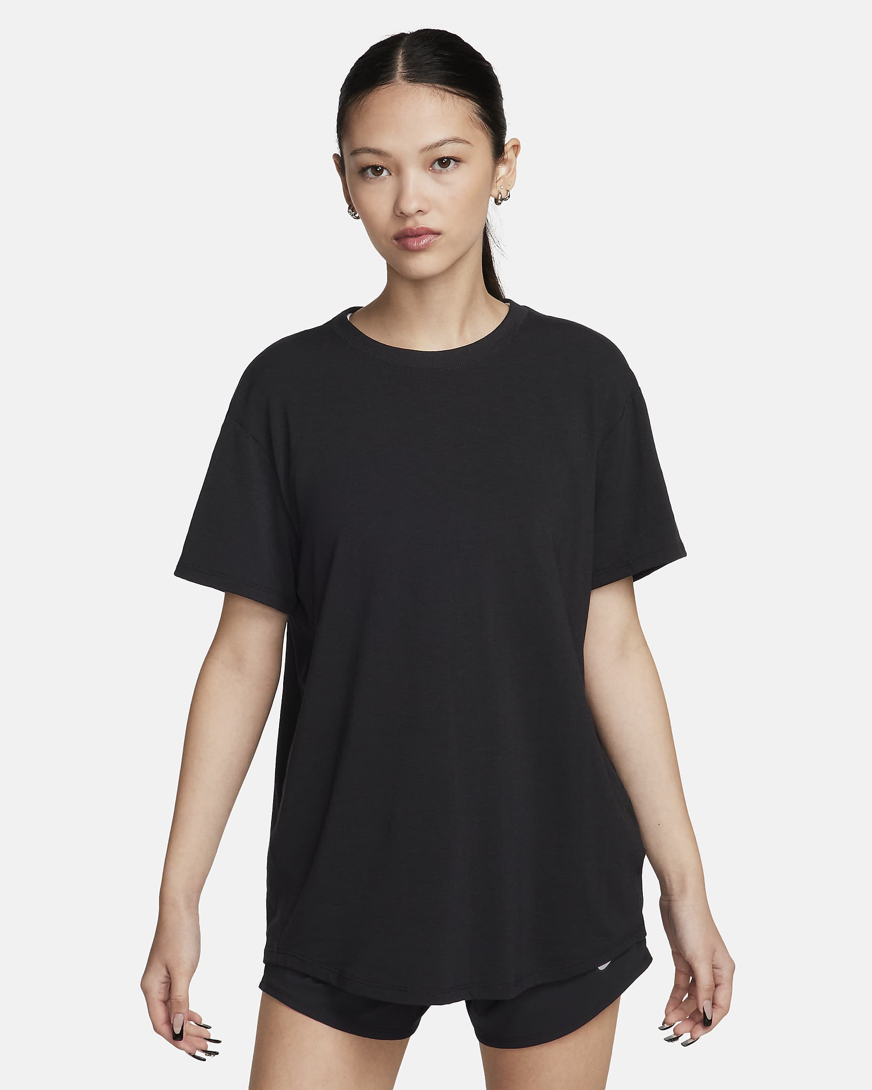 Nike One Relaxed Women's Dri-FIT Short-Sleeve Top. Nike SG