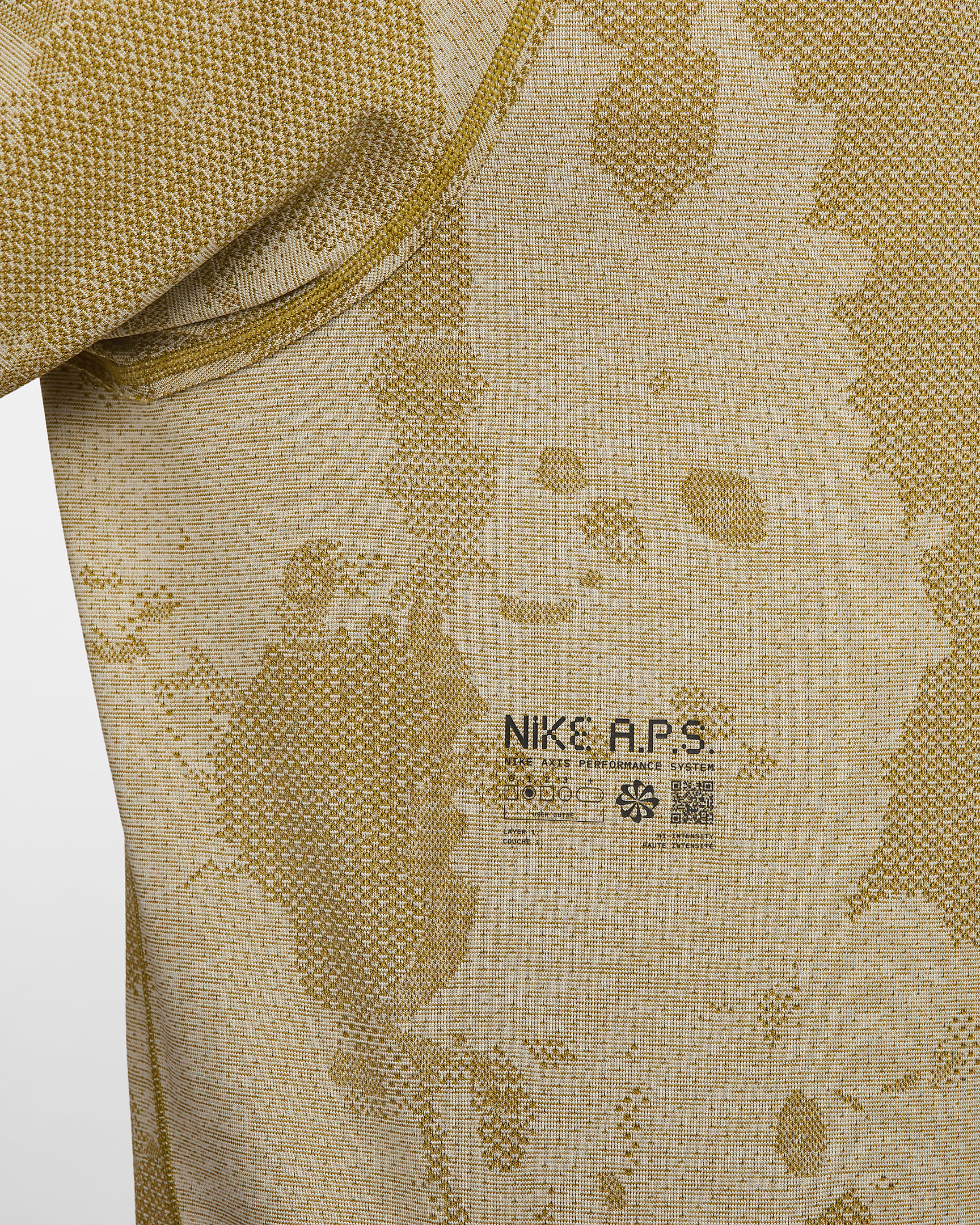 Nike Dri-FIT ADV APS Men's Engineered Short-Sleeve Fitness Top. Nike NZ