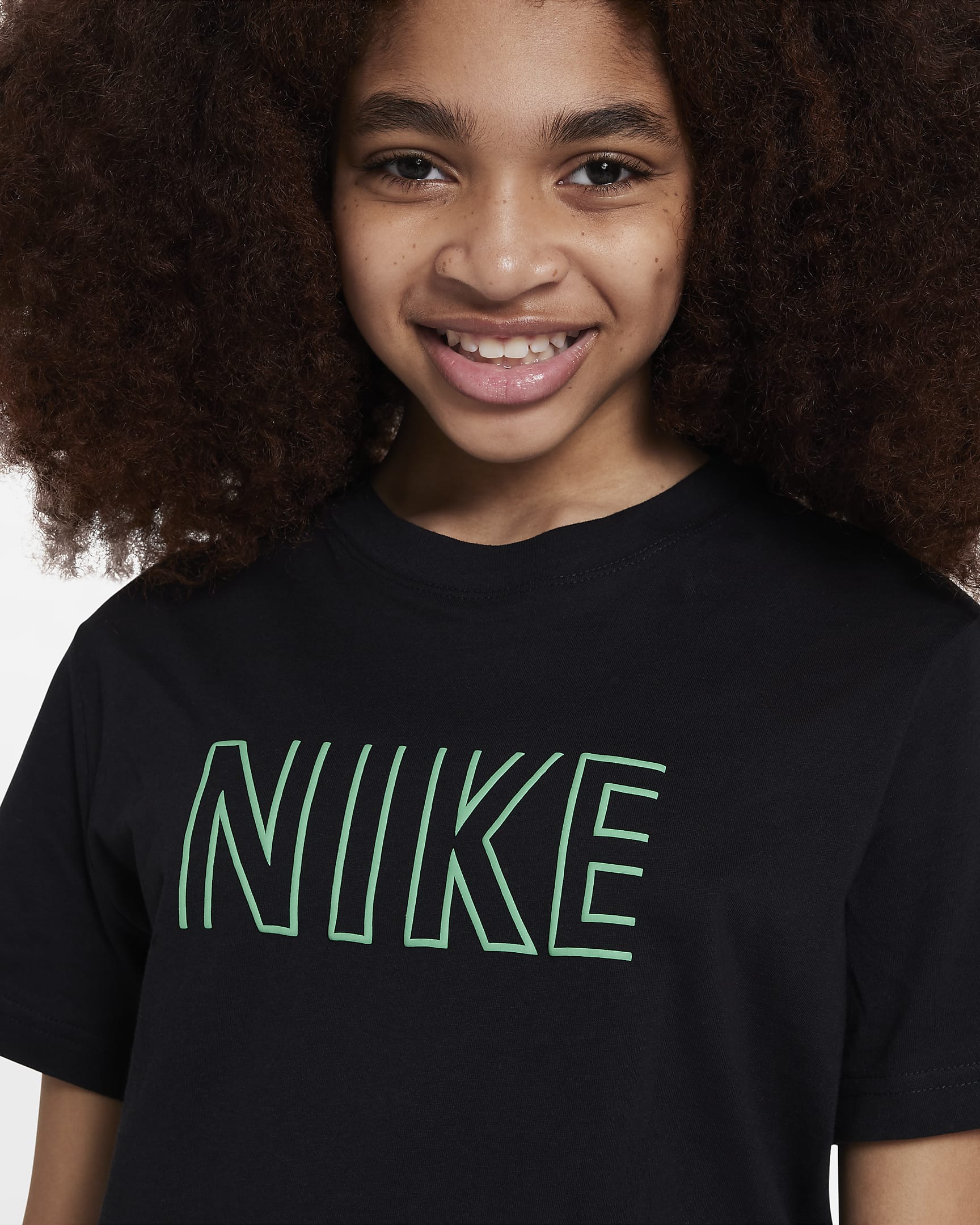 Nike Sportswear Older Kids' (Girls) T-Shirt. Nike SK