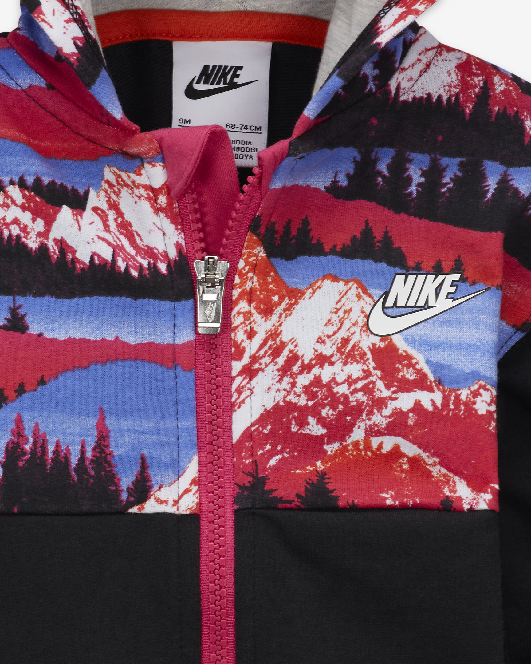 Mono para bebé Nike Sportswear Snow Day Hooded Coverall. Nike.com