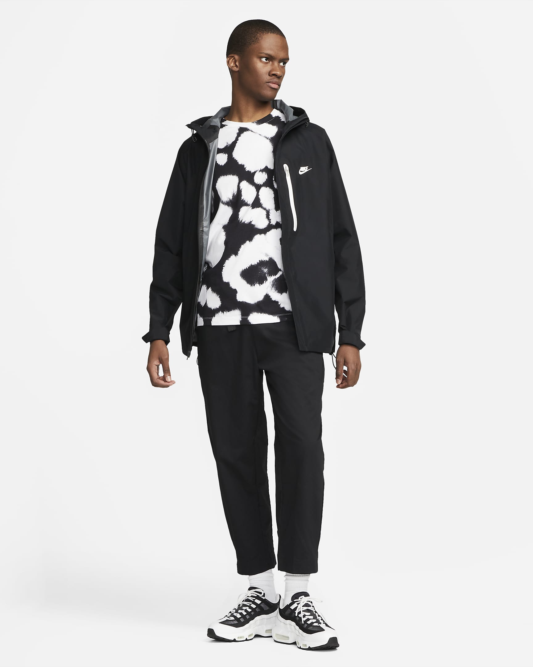 Nike Sportswear Storm-FIT Legacy Men's Hooded Shell Jacket. Nike BE