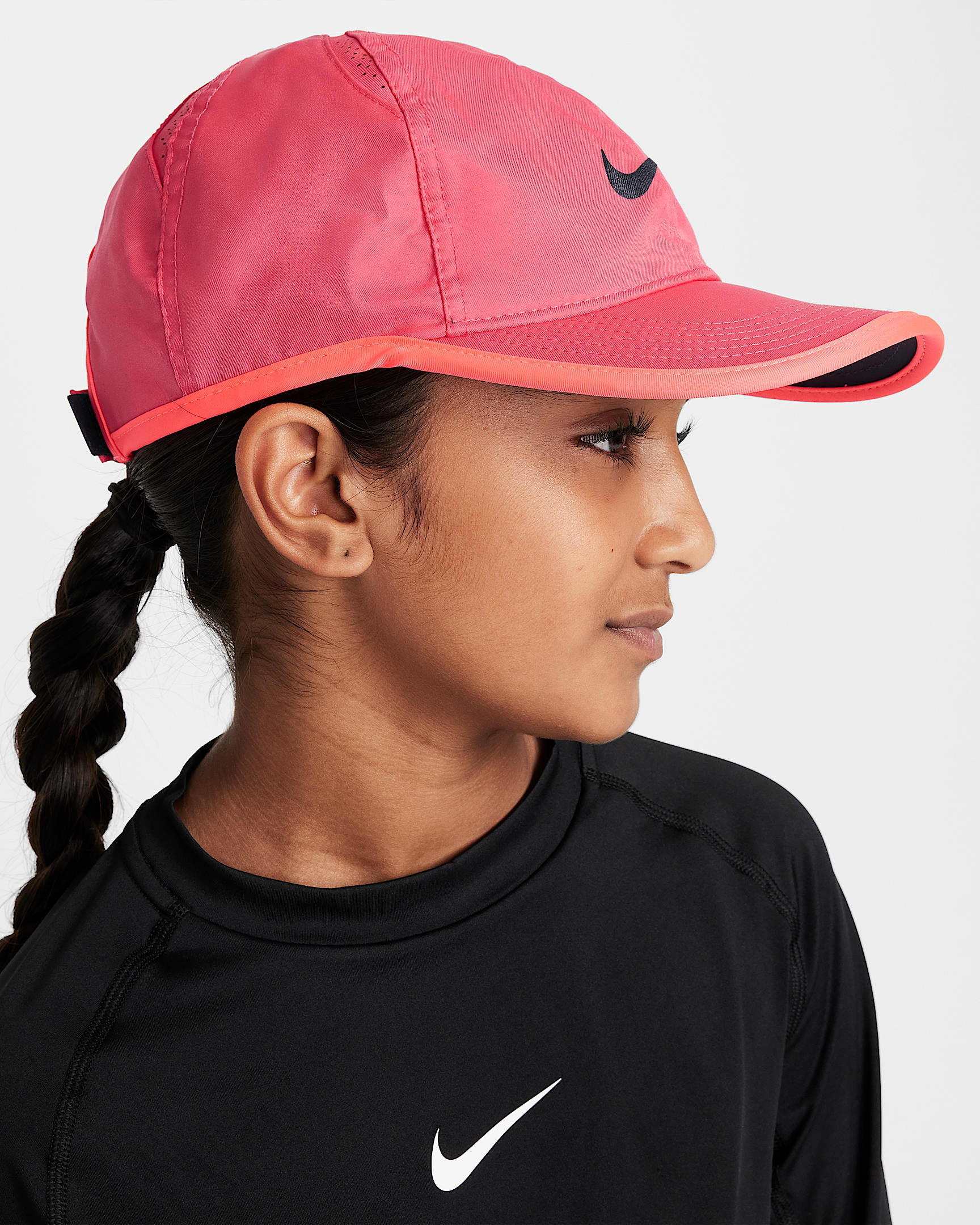 Nike Dri-FIT Club Kids' Unstructured Featherlight Cap. Nike.com