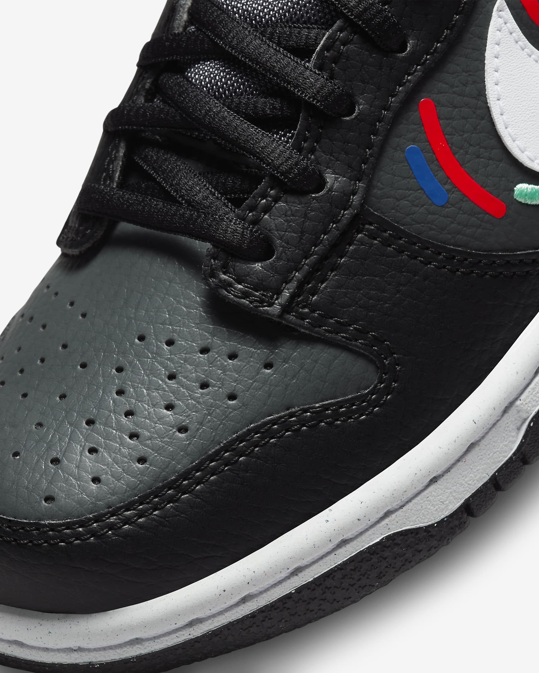 Nike Dunk Low Next Nature Older Kids' Shoes. Nike SI