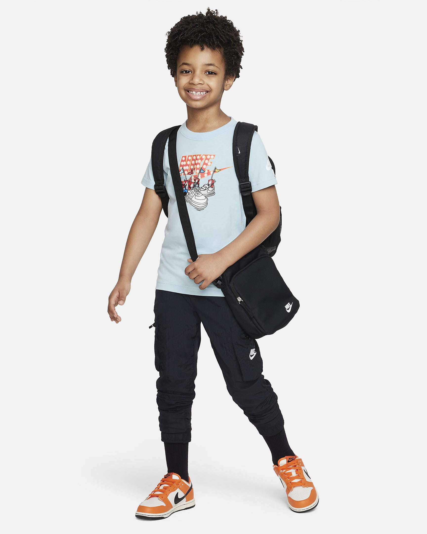 Nike Boxy Bumper Cars Tee T-shirt voor kleuters. Nike NL Nike Boxy Bumper Cars Tee T-shirt voor kleuters. Nike NL
