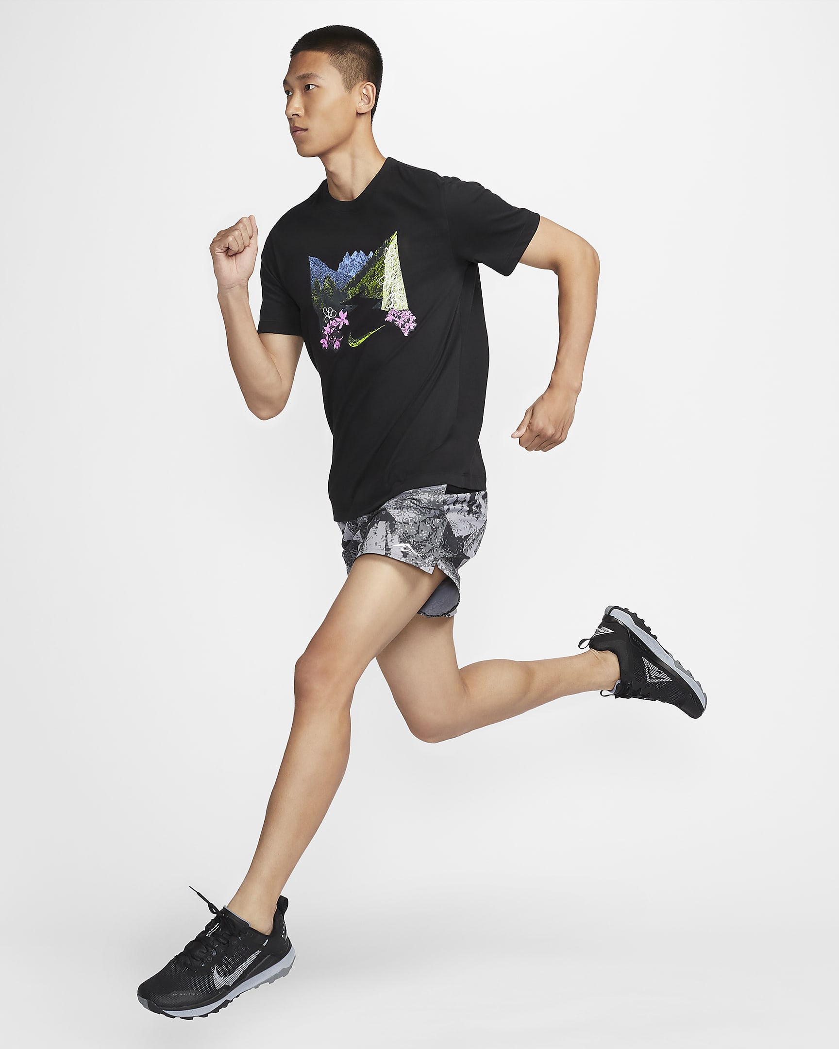 Nike Men's Dri-FIT Running T-Shirt. Nike IN