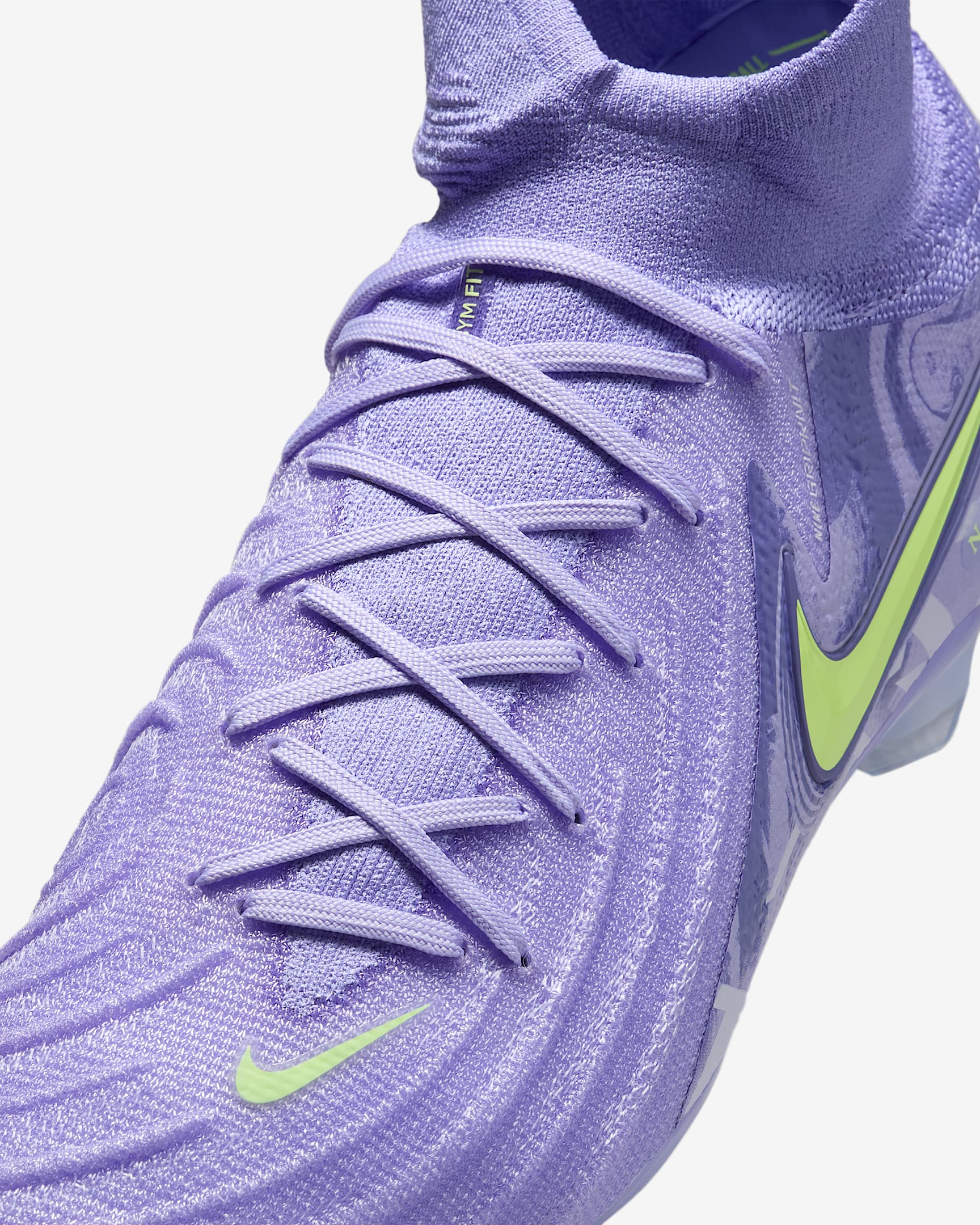 Nike United Phantom Luna 2 Elite FG High-Top Football Boot. Nike UK